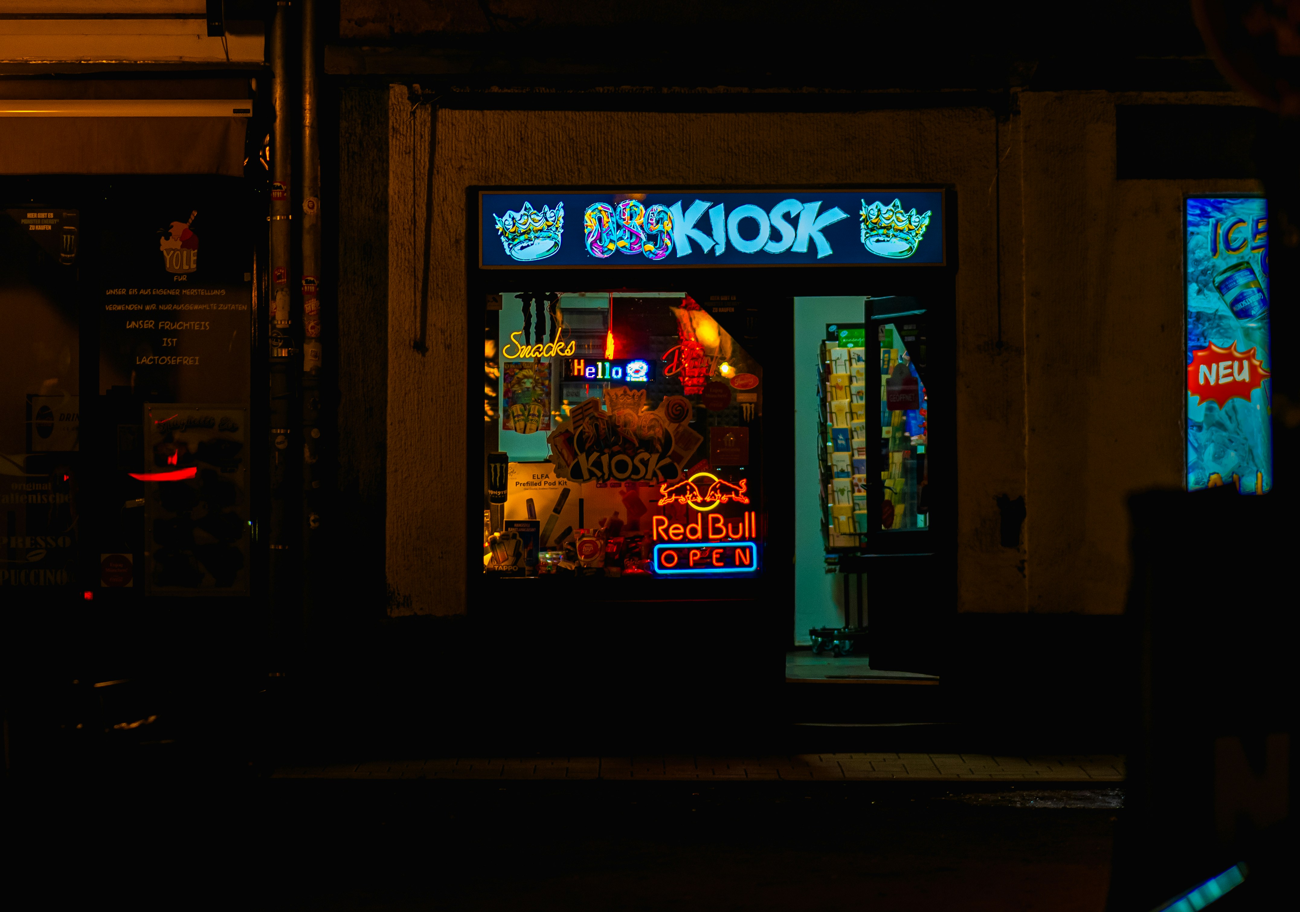 Photo by Jahanzeb Ahsan with Sony Alpha 7 IV