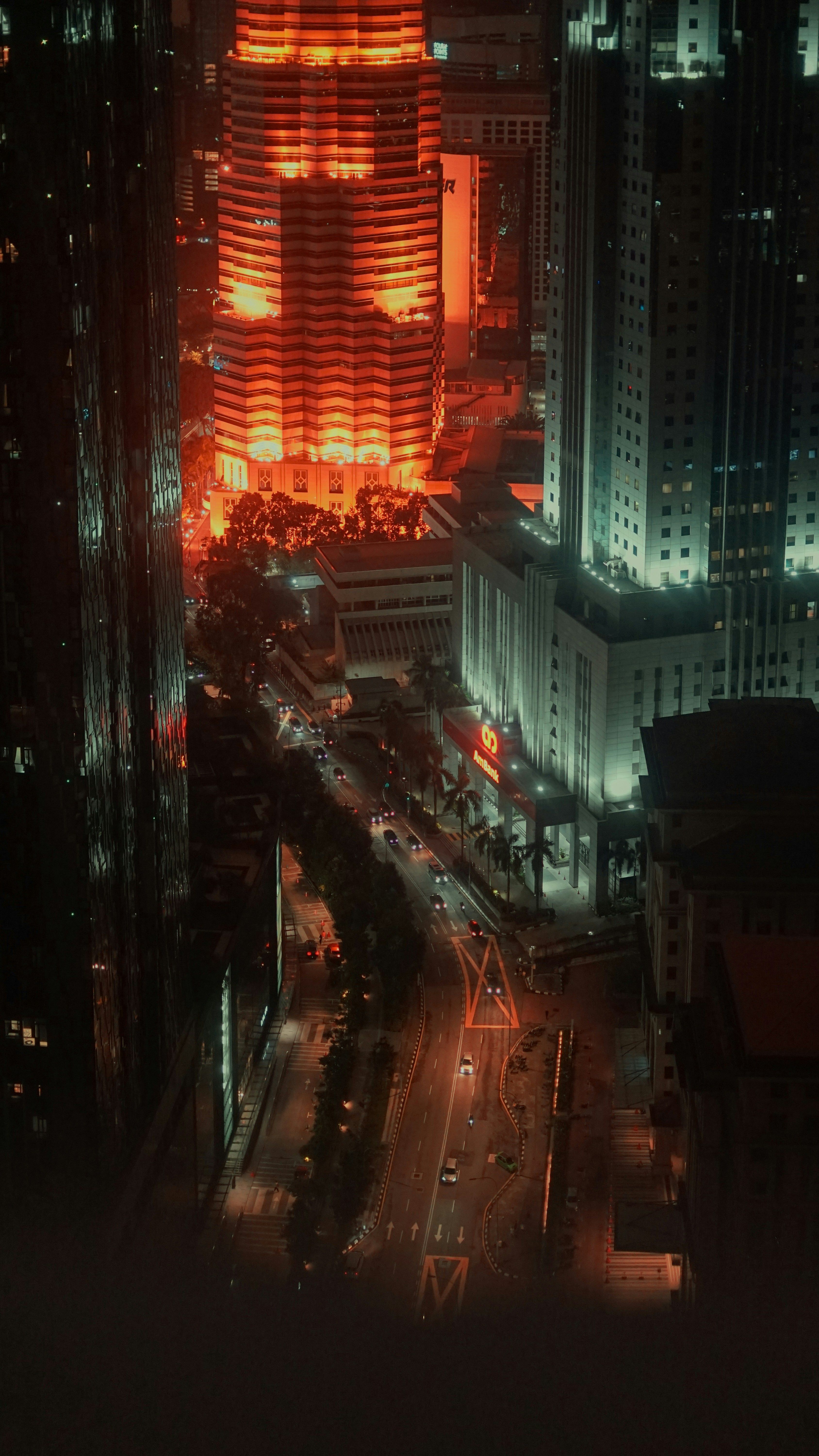 Urban Nightscape: A Symphony of Light and Shadow
