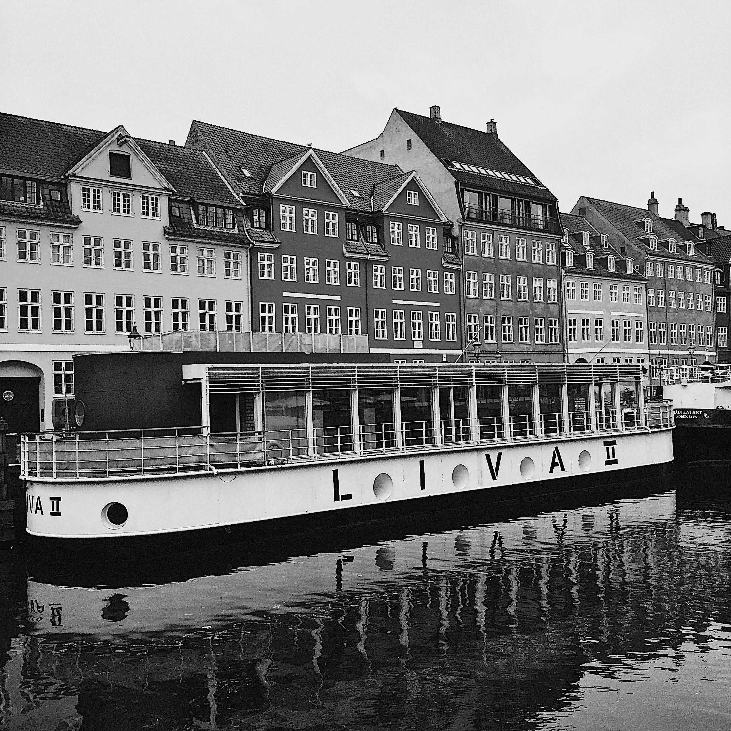 Photo by Nicola Zhukov with Apple iPhone 6