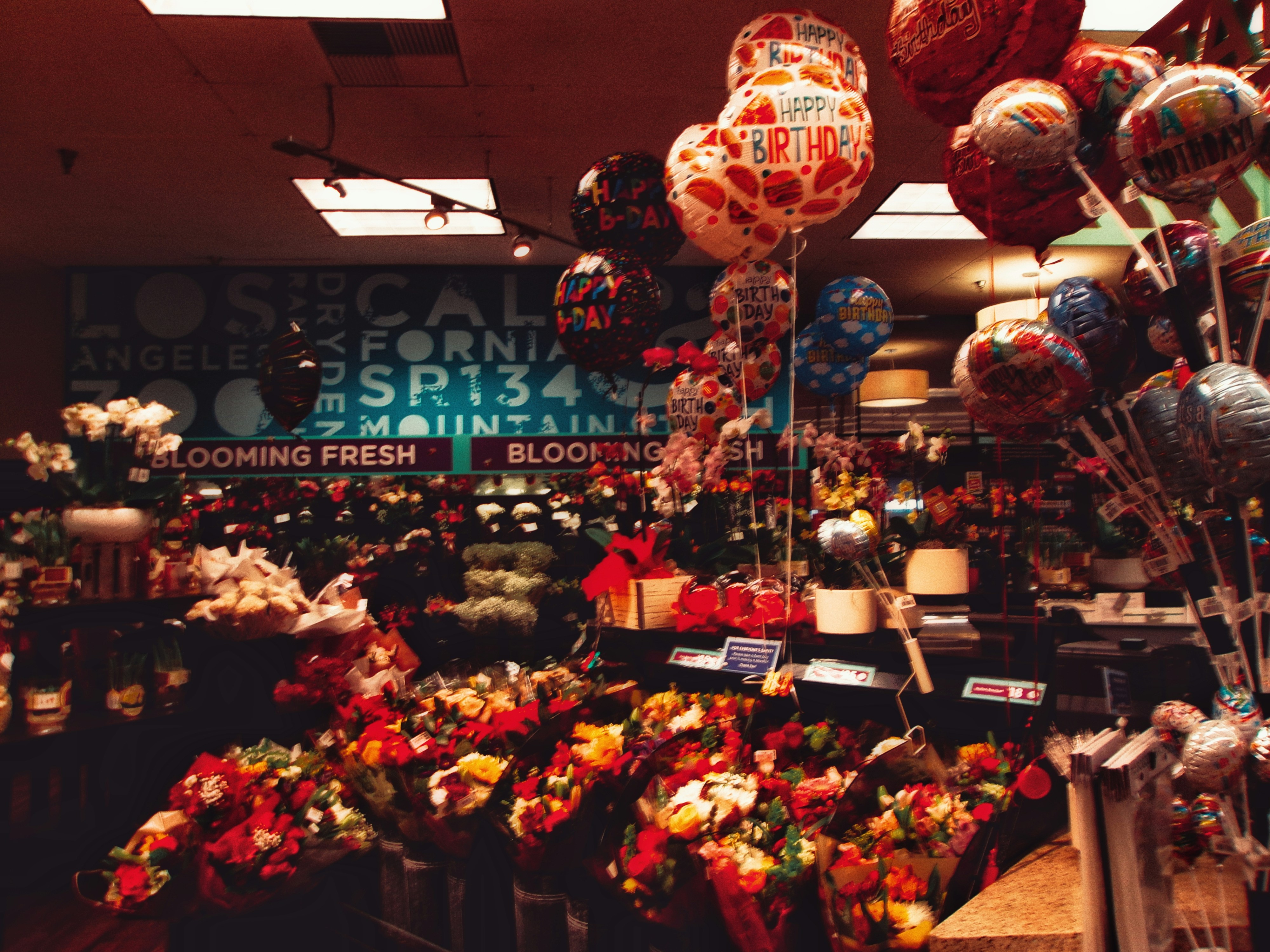 Bouquet Arcade: A Blooming Aisle of Balloons and Roses