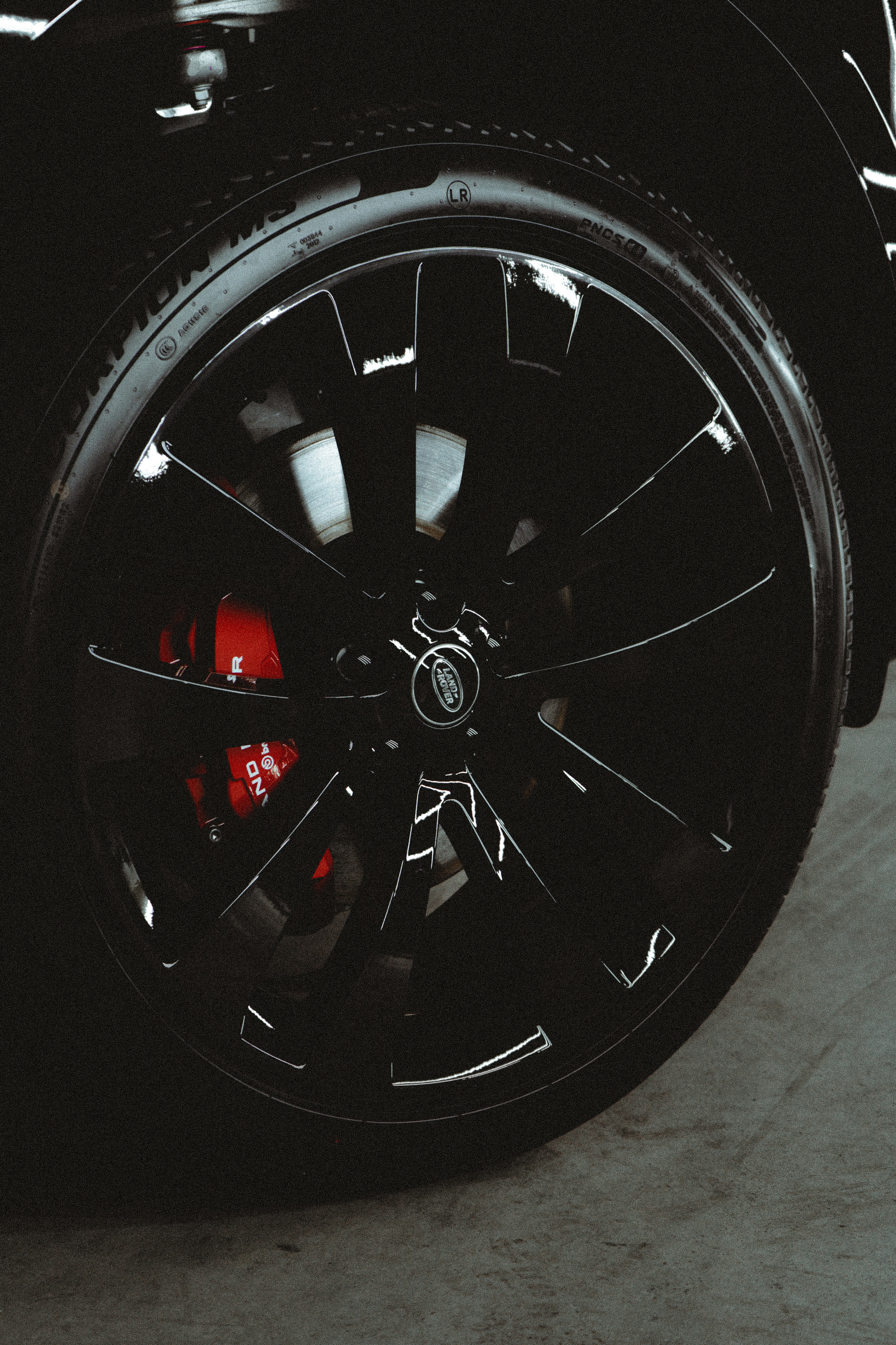 A close up of a tire on a car photo – Free Atlanta Image on Unsplash