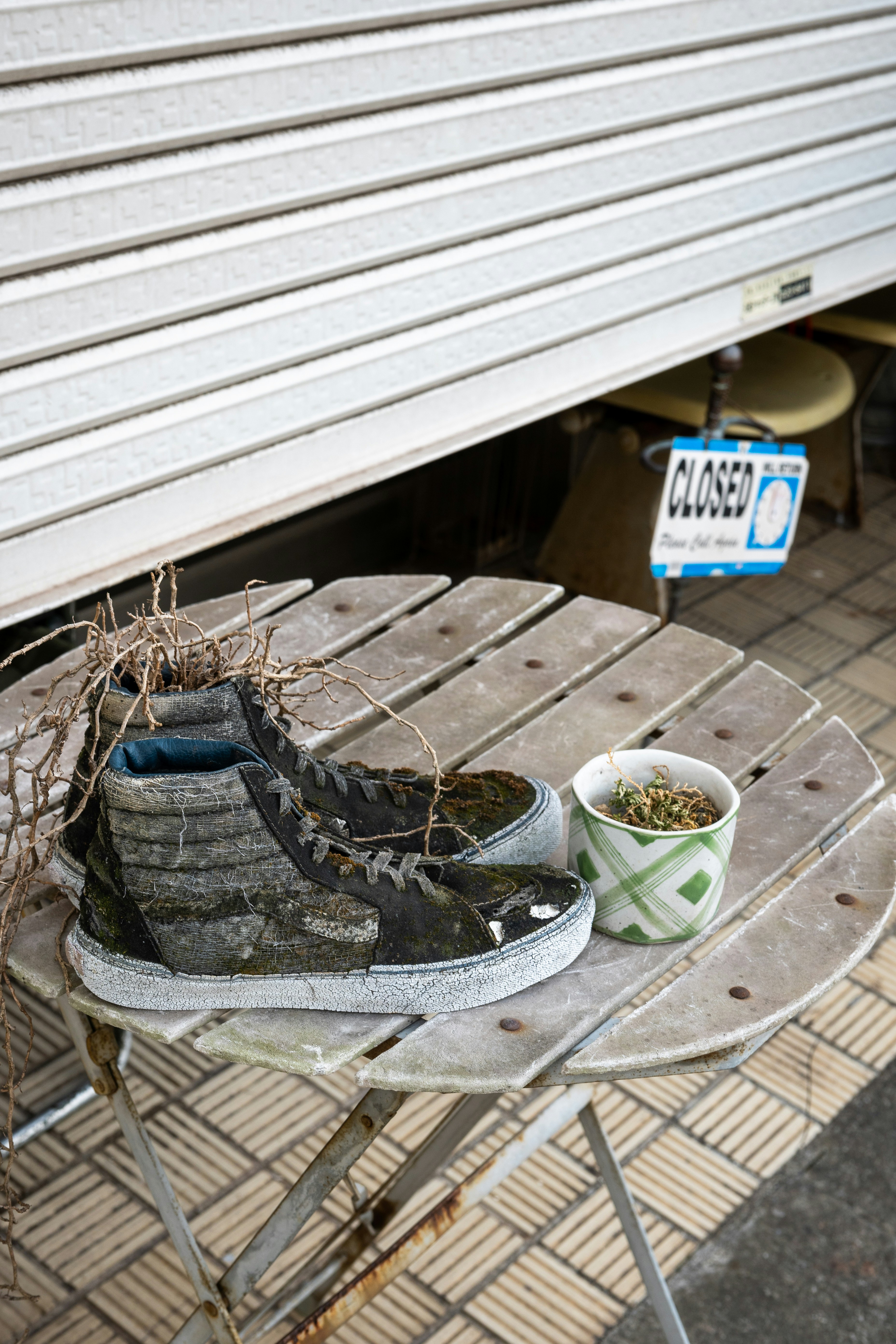 A pair of shoes sitting on top of a table