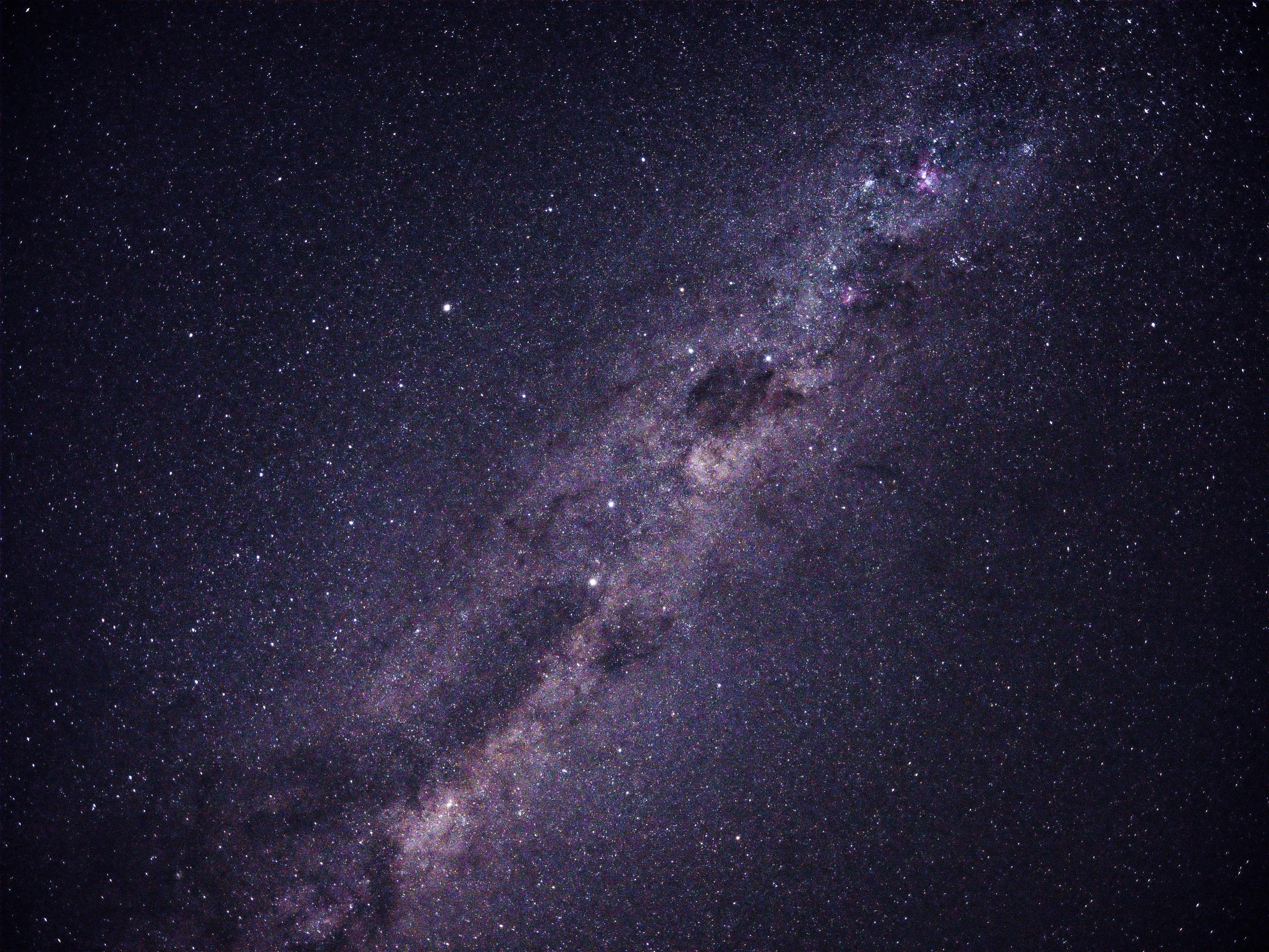 A very large star in the middle of a night sky photo – Free Mornington ...