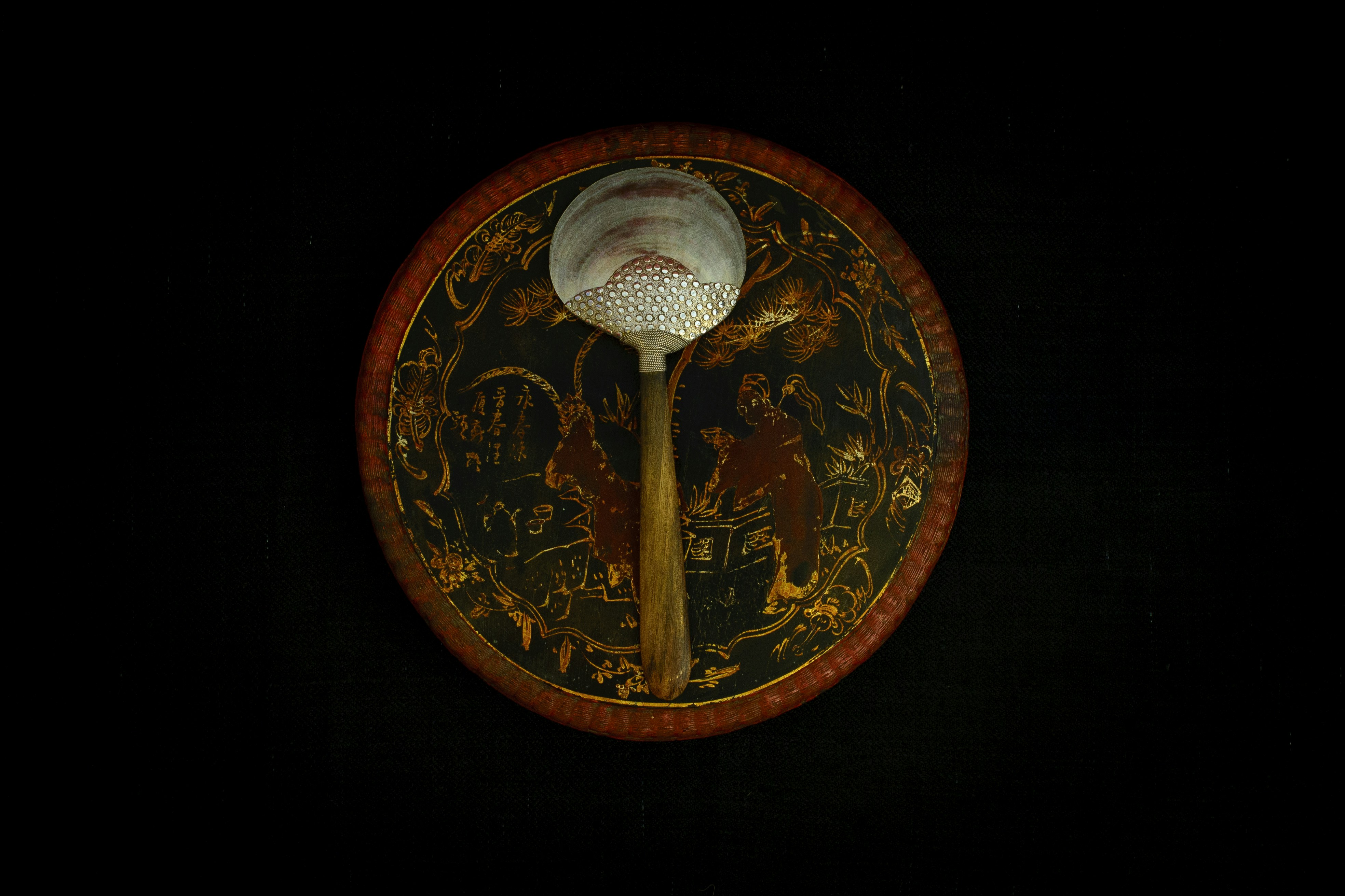 A baseball sitting on top of a wooden bat photo – Free Ubud Image on ...