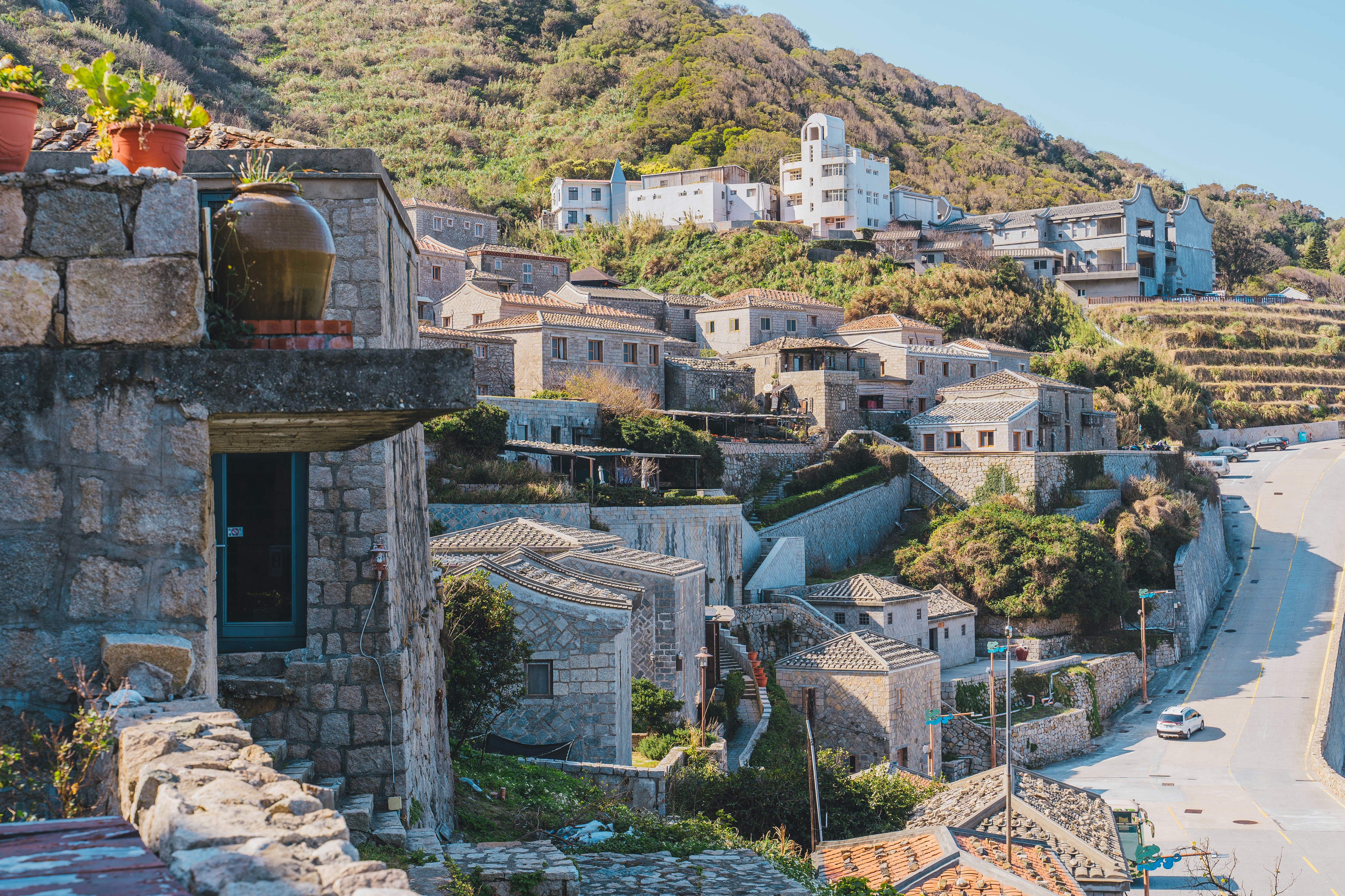 A view of a beach from a hill photo – Free Matsu islands Image on Unsplash