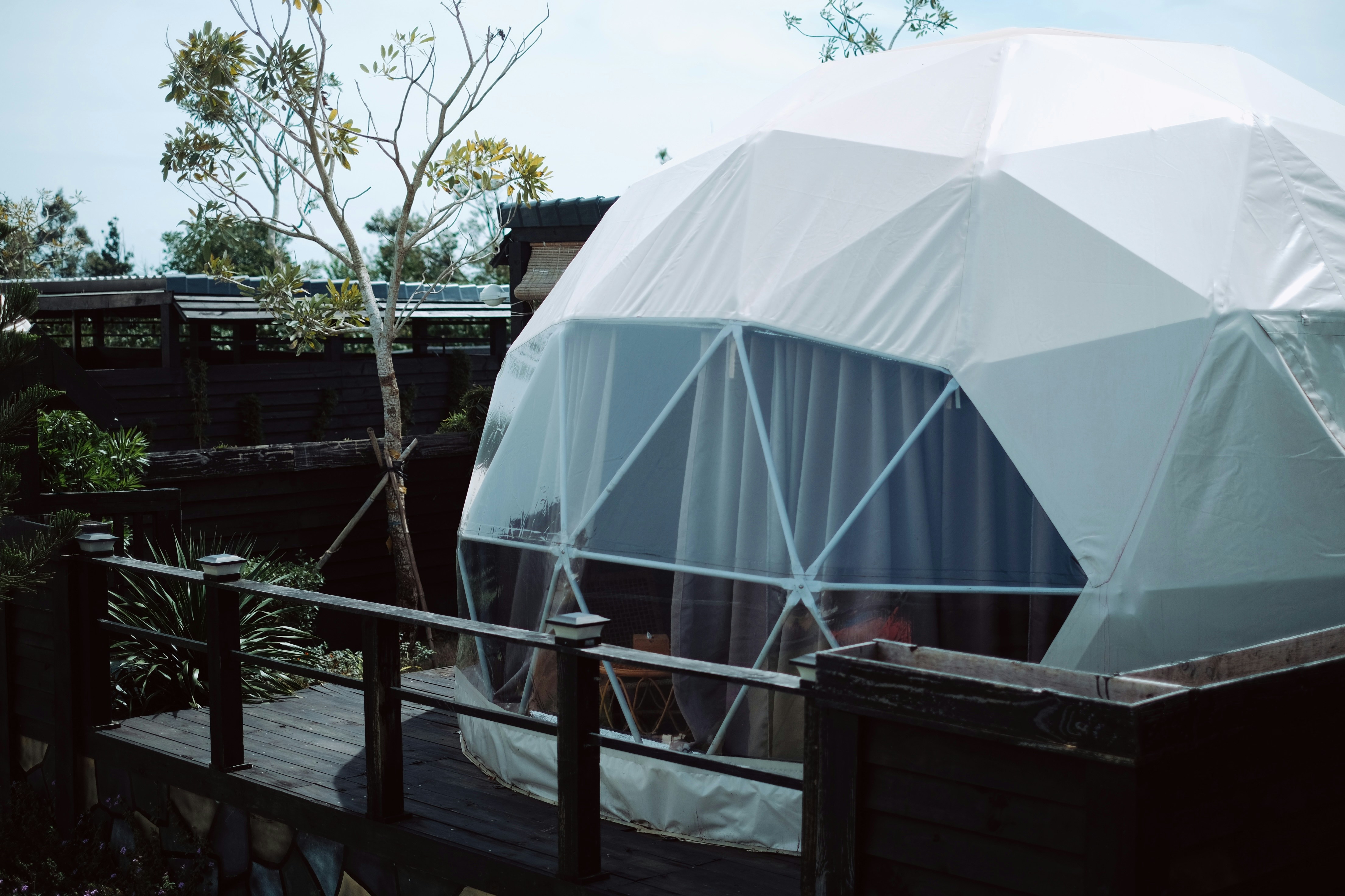 A large white dome sitting on top of a wooden platform photo – Free ...
