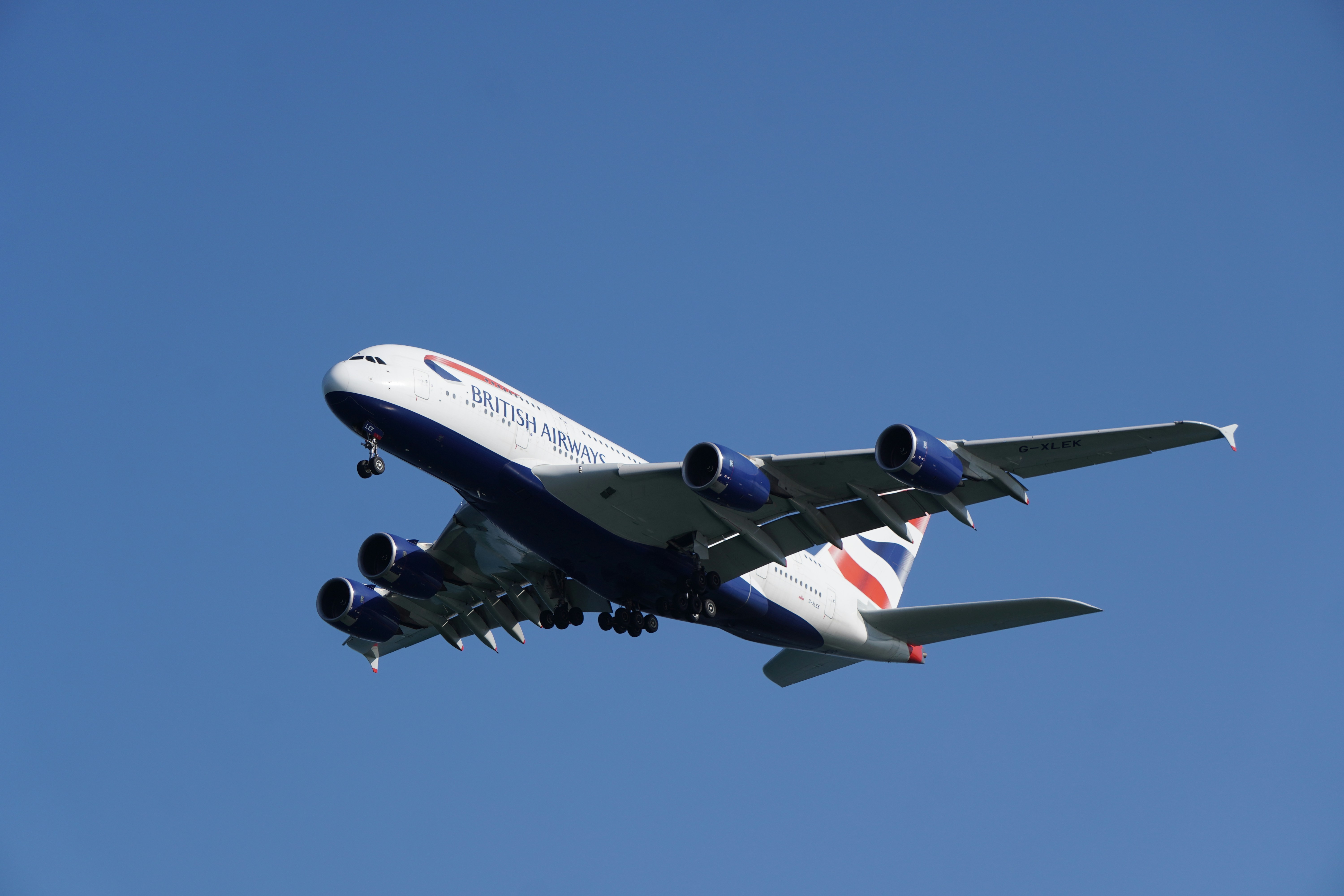 Transatlantic Giant in Clear Skies
