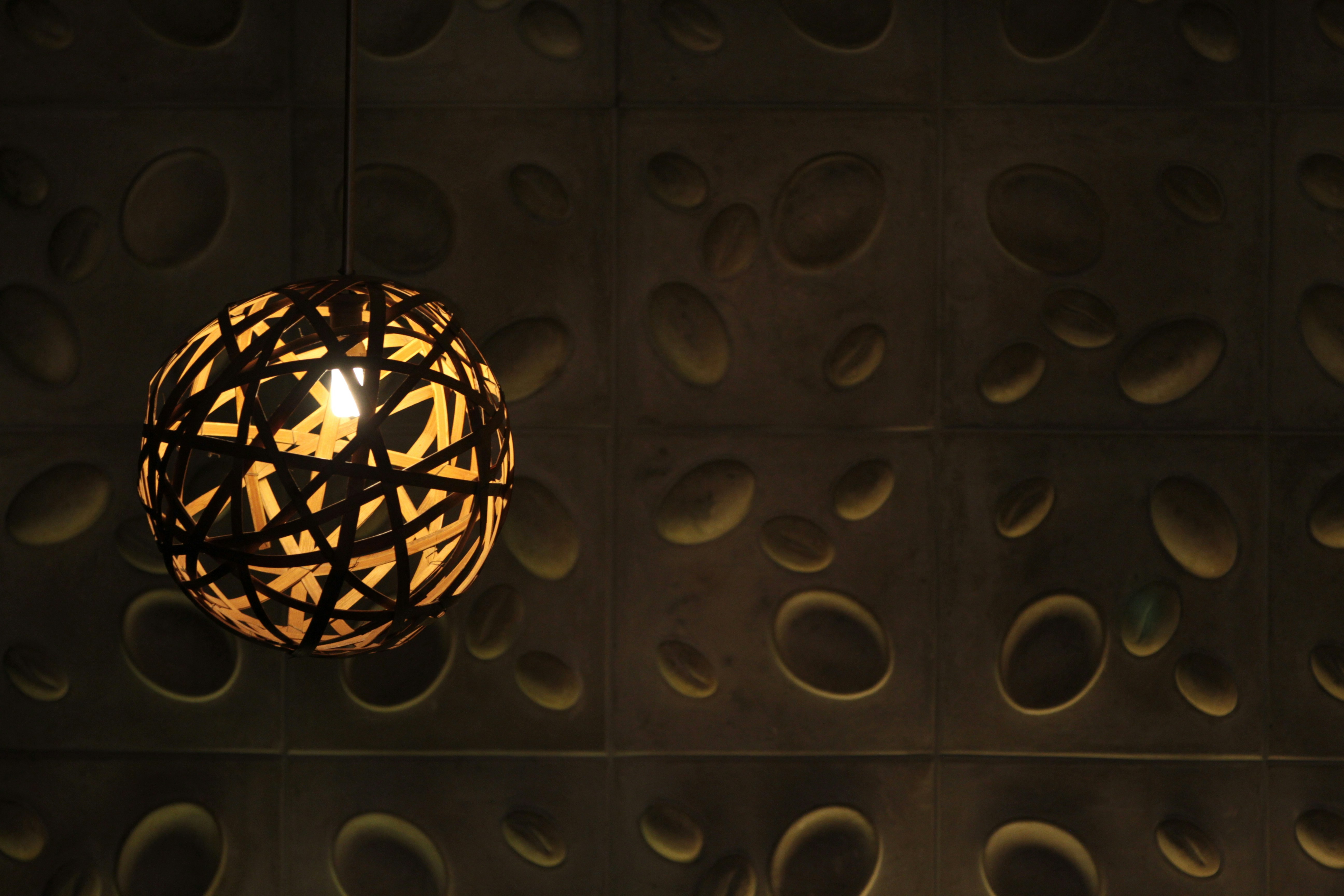 lamp that a like ball shaped