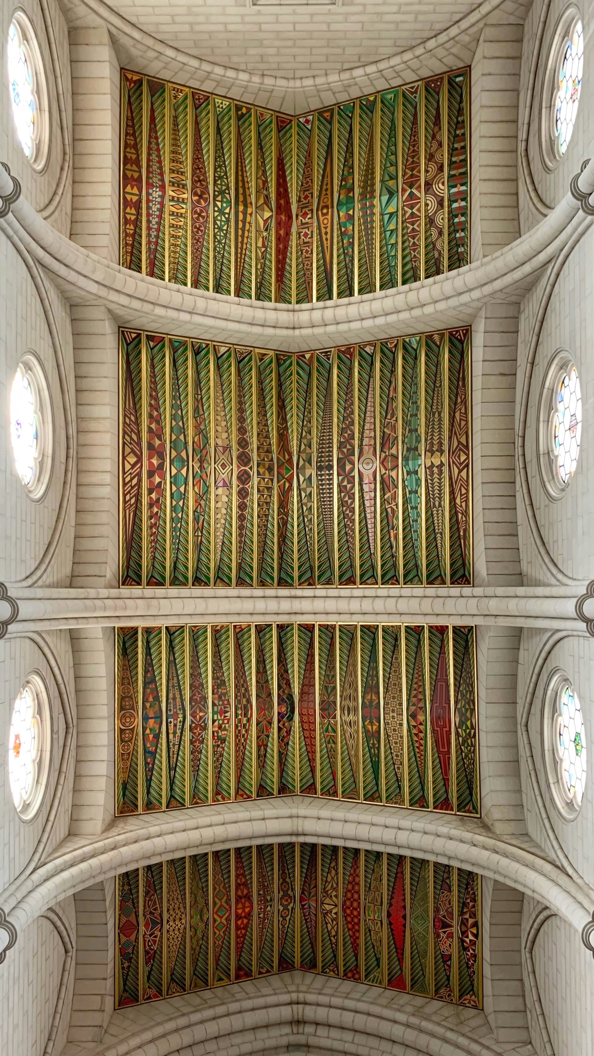 Prismatic Vaults: A Cathedral Ceiling of Diagonal Banners