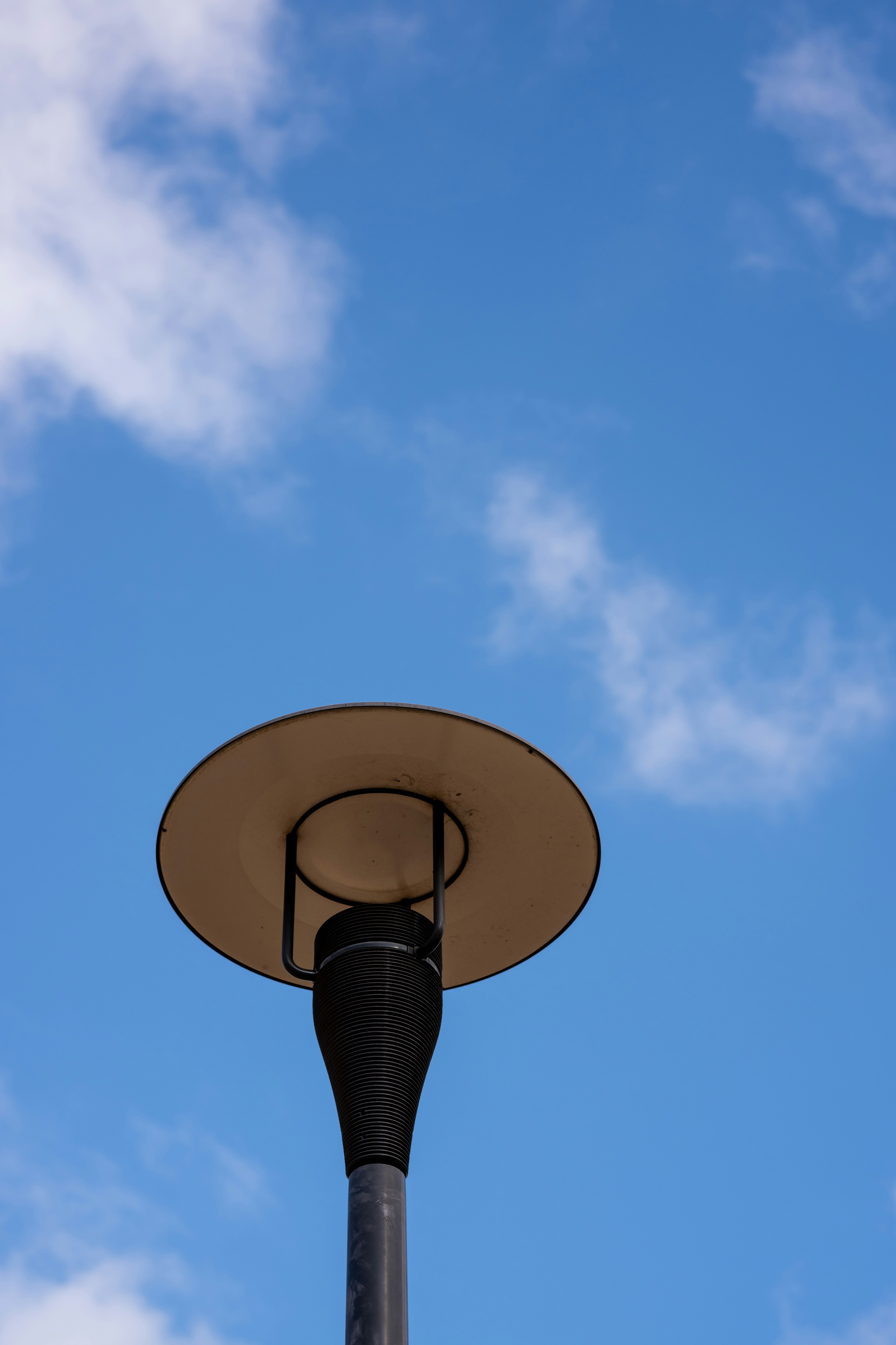 Cerulean Sky Sentinel: the Disc-Top Streetlamp