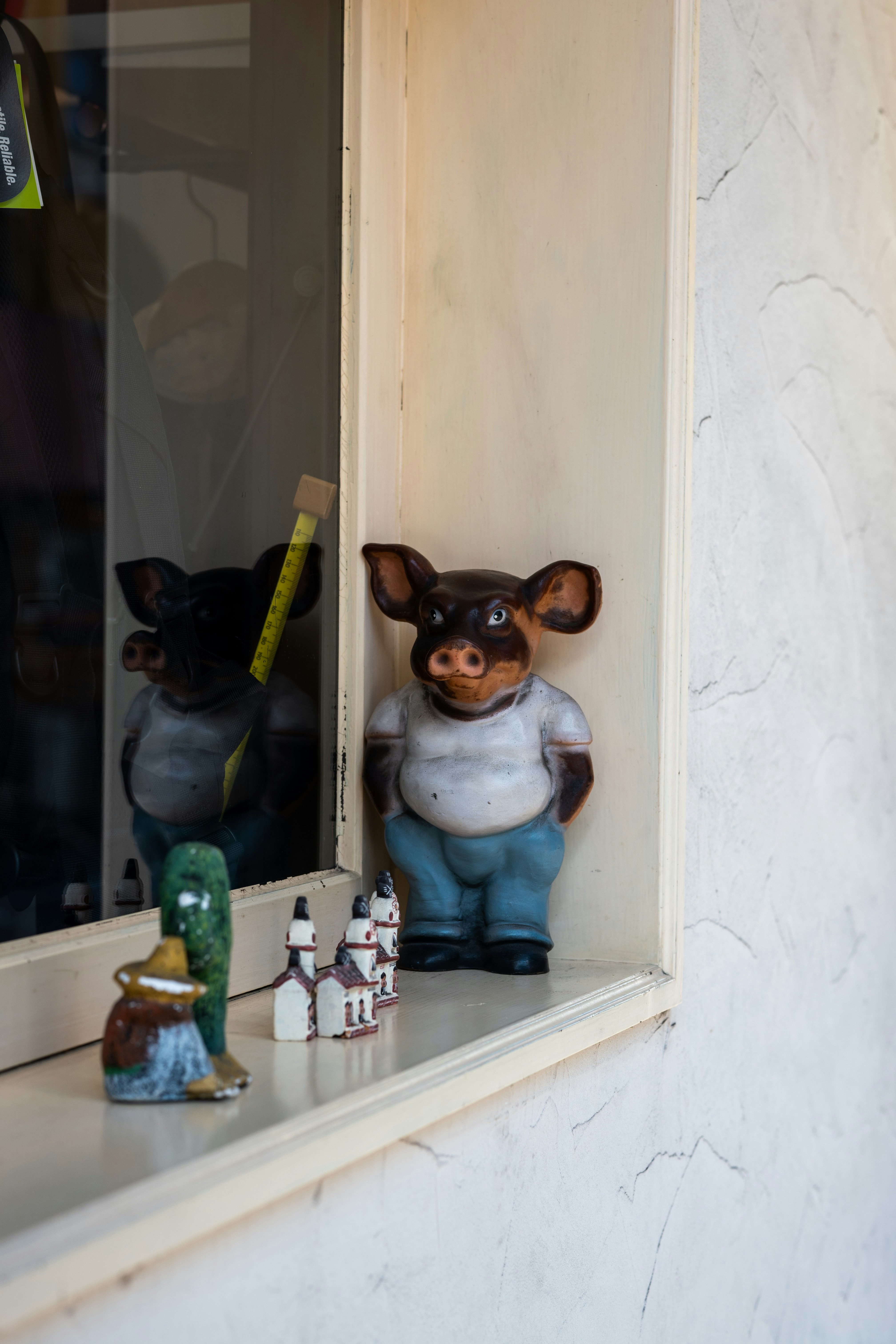 Piggy Portrait by the Window: Tiny Village Stand