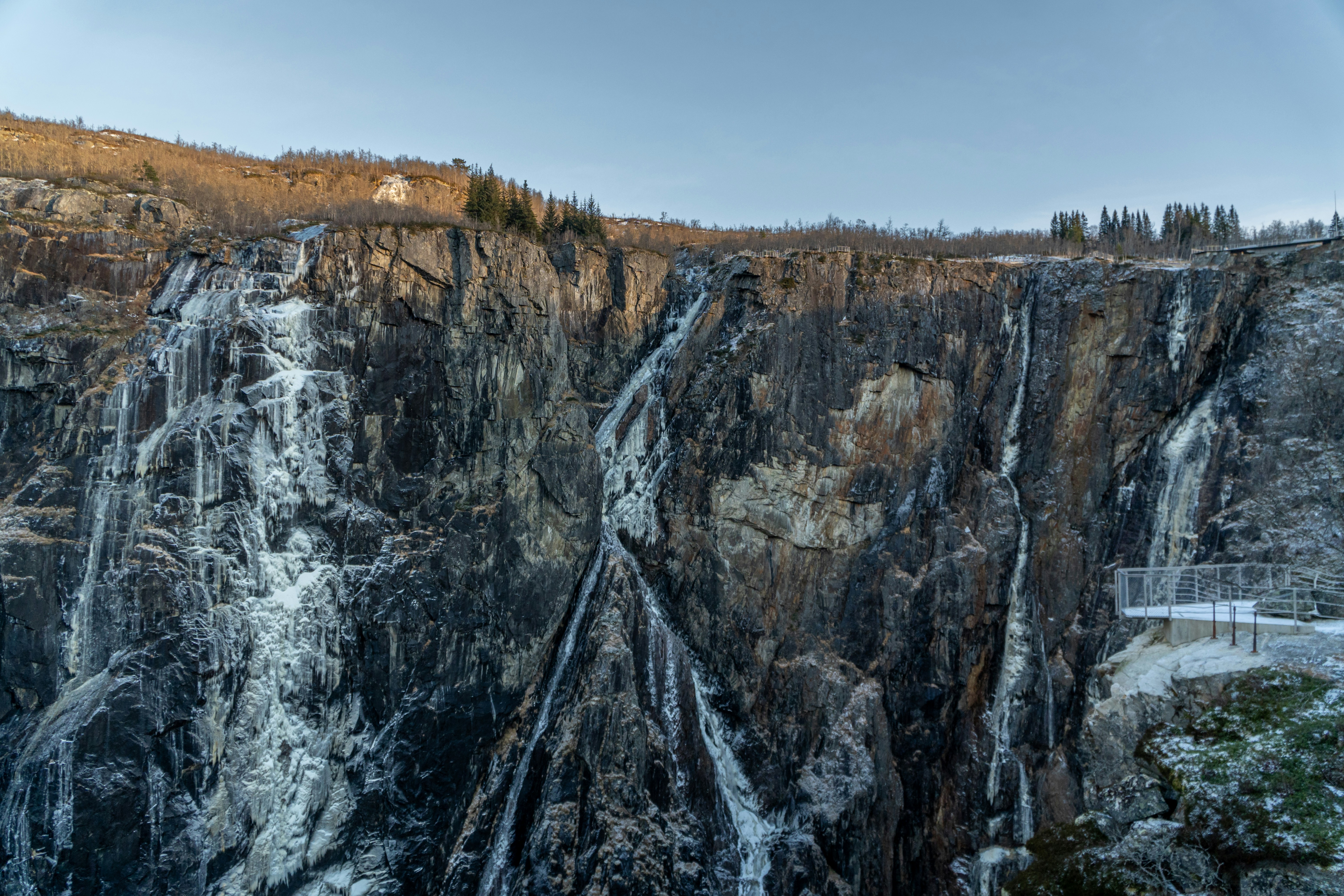 Icy Veins of the Granite Giant