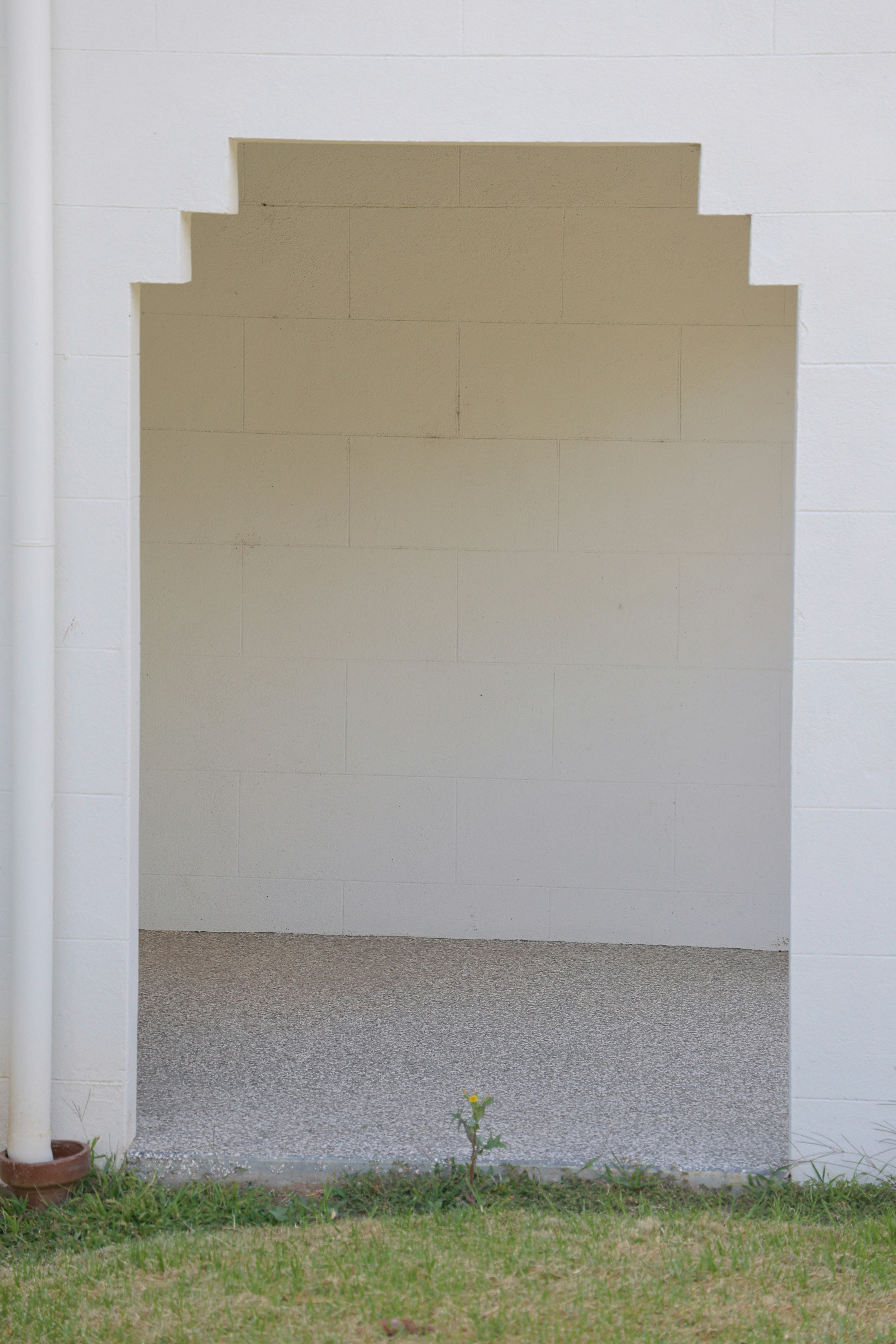 Quiet Archway in a White Wall: Geometry at the Threshold