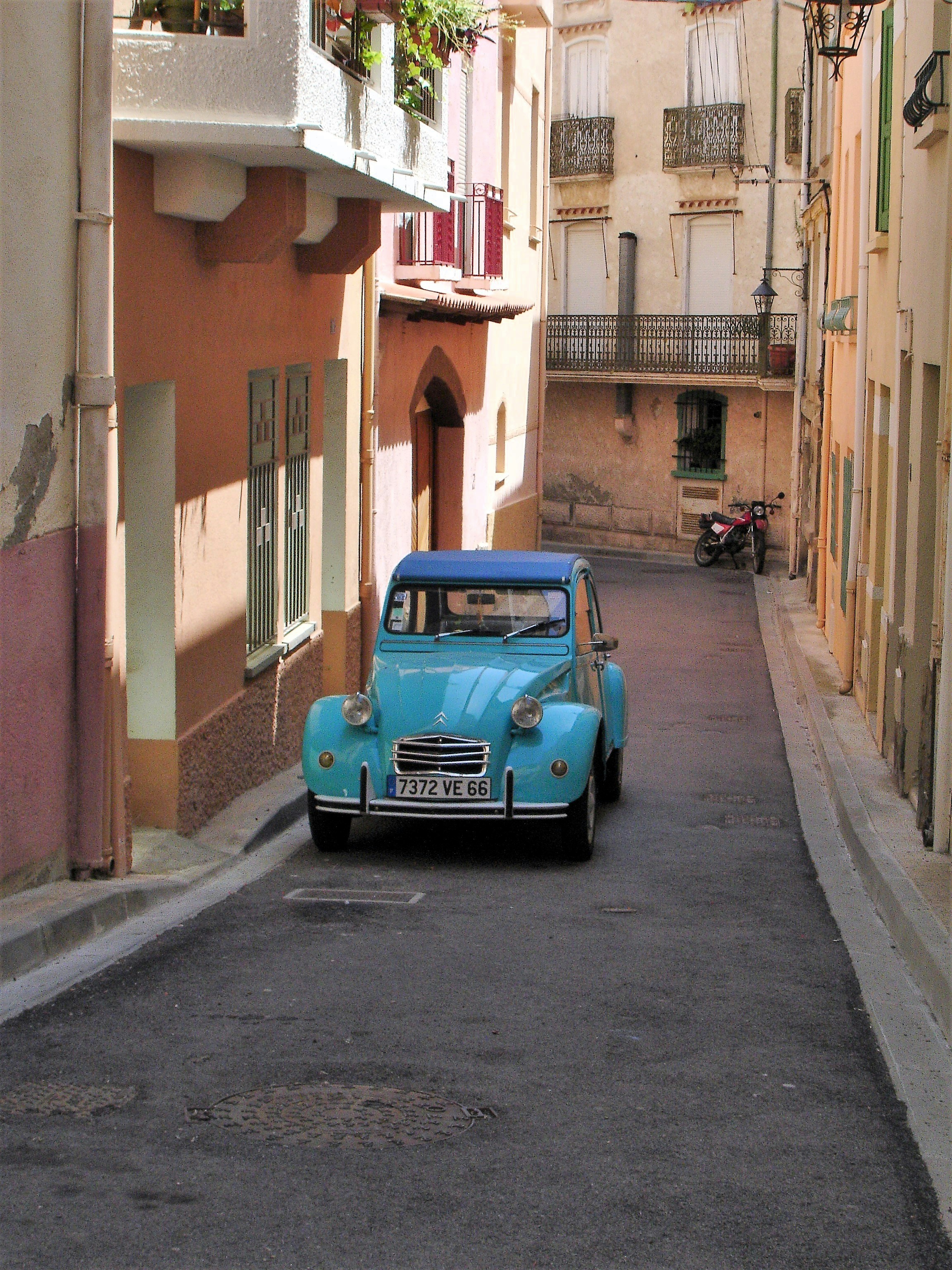 Azure Classic on a Sunlit European Alley