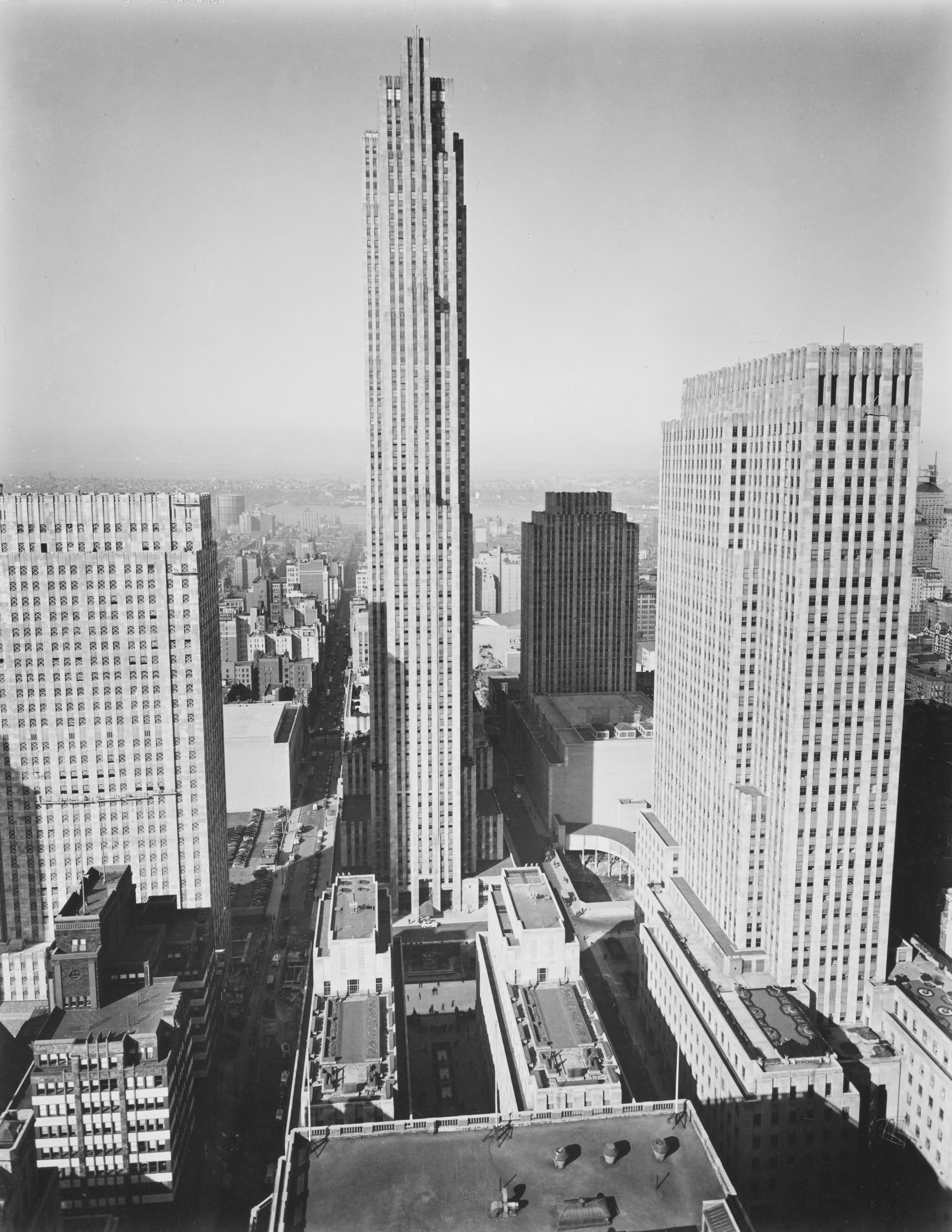 Skyscraper Spine: A Bird’s-Eye View of Downtown’s Tall Core