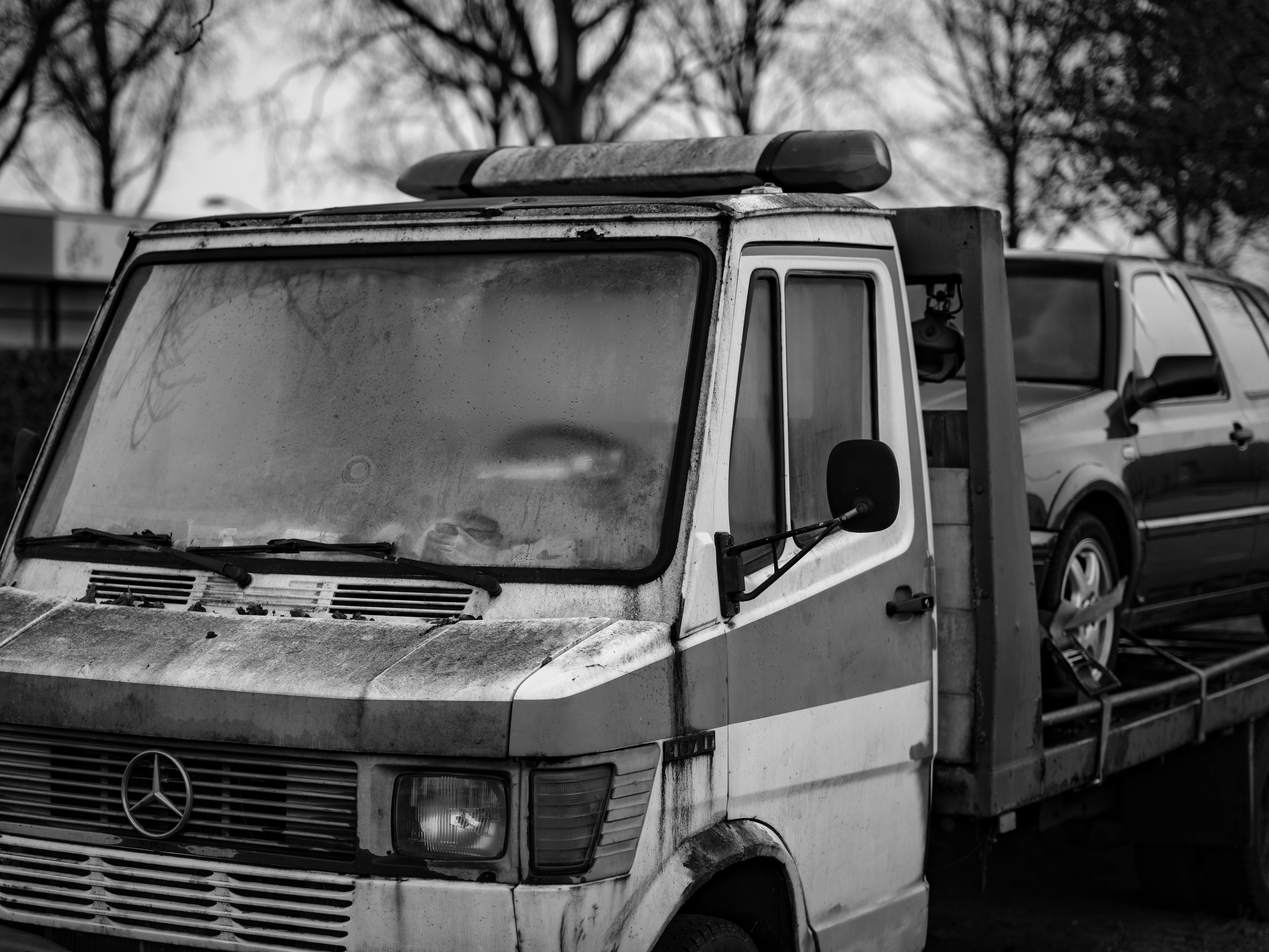A black and white photo of an old mercedes van photo – Free De steiger ...