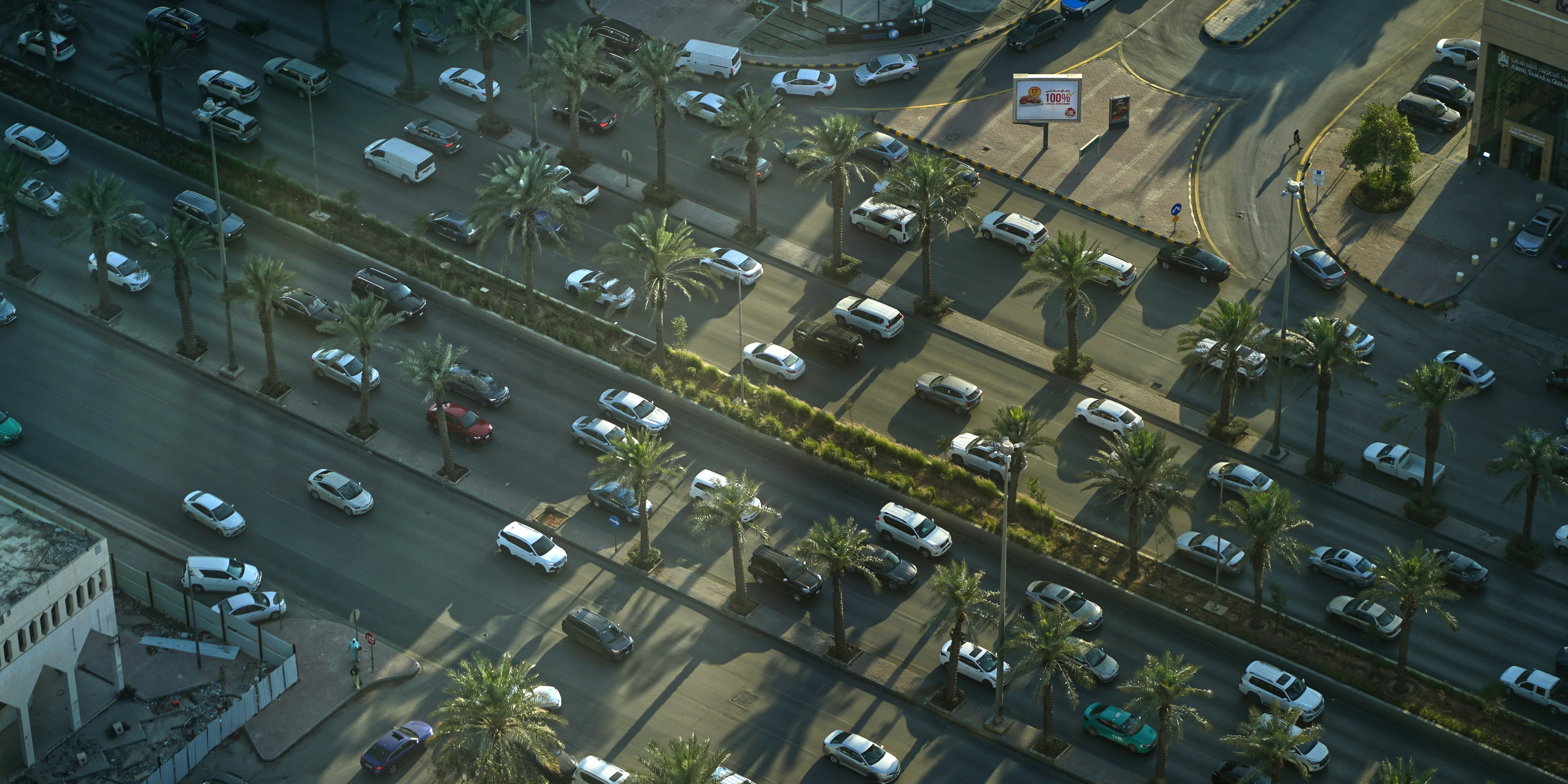 An aerial view of a parking lot in a city photo – Free Riyadh saudi ...