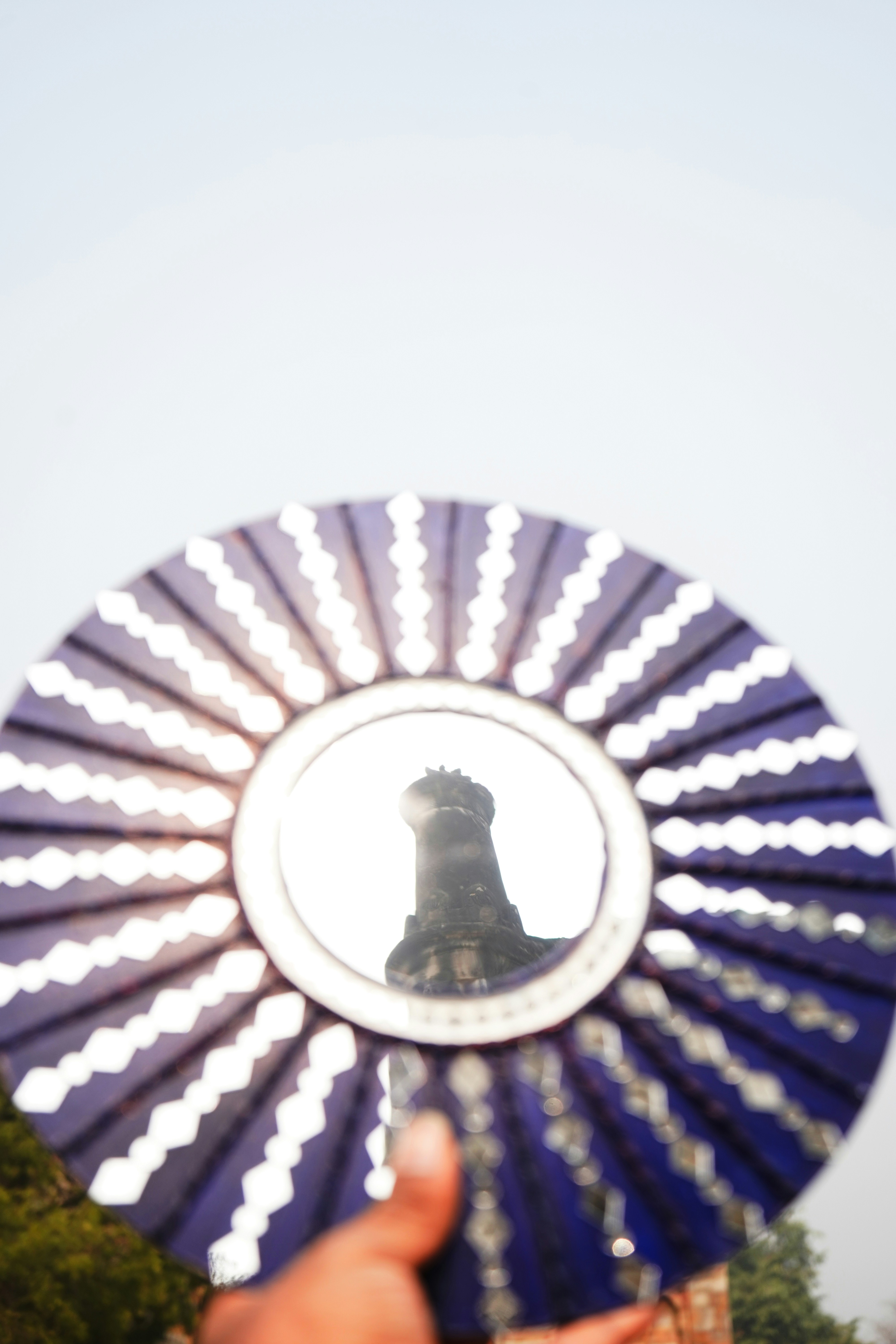 Mirrored Lantern: A Hand-Held Spiral of Light
