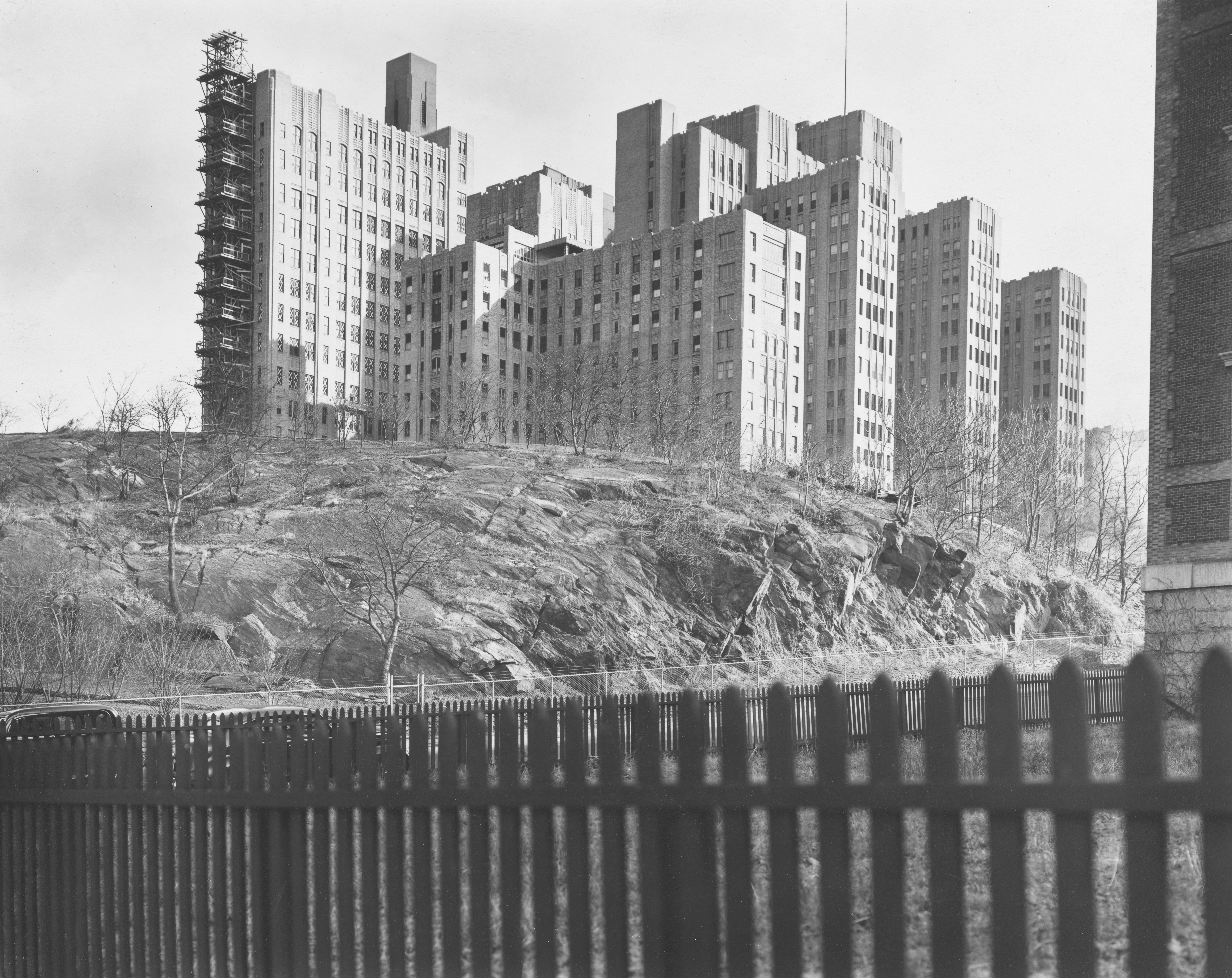 The Miriam and Ira D. Wallach Division of Art, Prints and Photographs: Photography Collection, The New York Public Library. "Columbia Presbyterian Medical Center, 168th Street and Broadway, from 165th Street and Riverside Drive" The New York Public Library Digital Collections. 1937. https://digitalcollections.nypl.org/items/3e36ea90-9d98-013a-56ac-0242ac110002