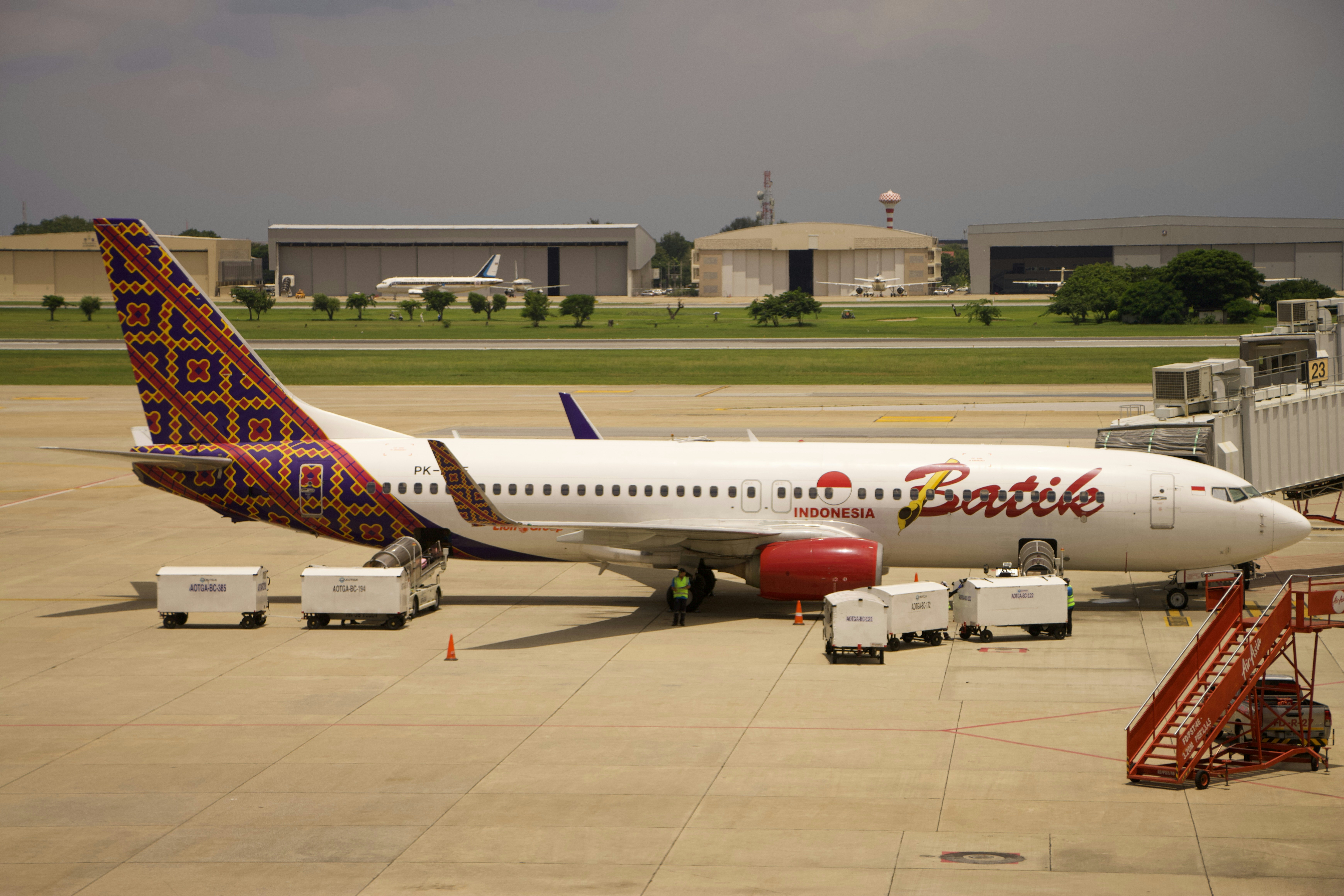 Batik Airlines: A Colorful Touchdown at the Apron