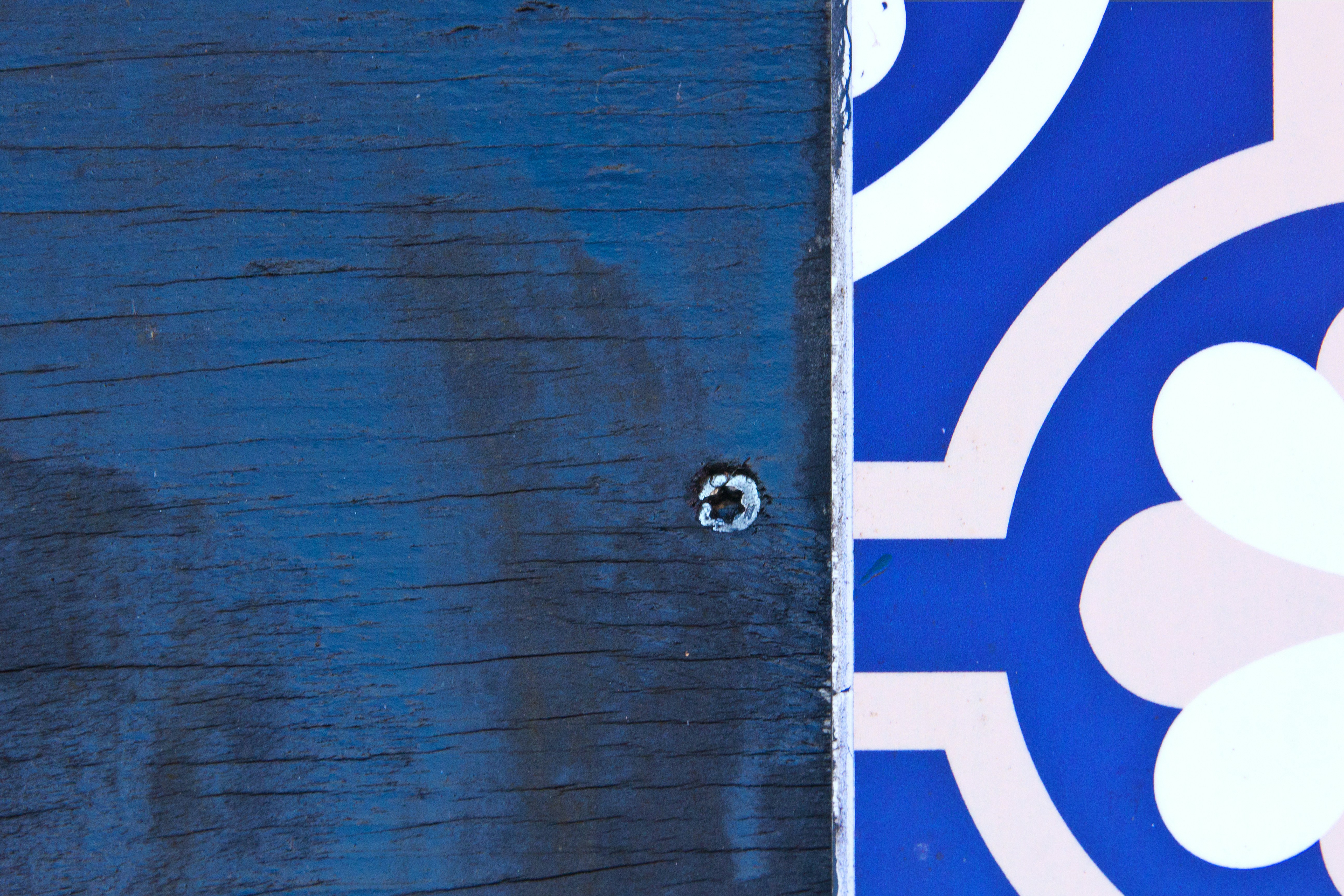 Rustic Meets Modern: A Textural Juxtaposition