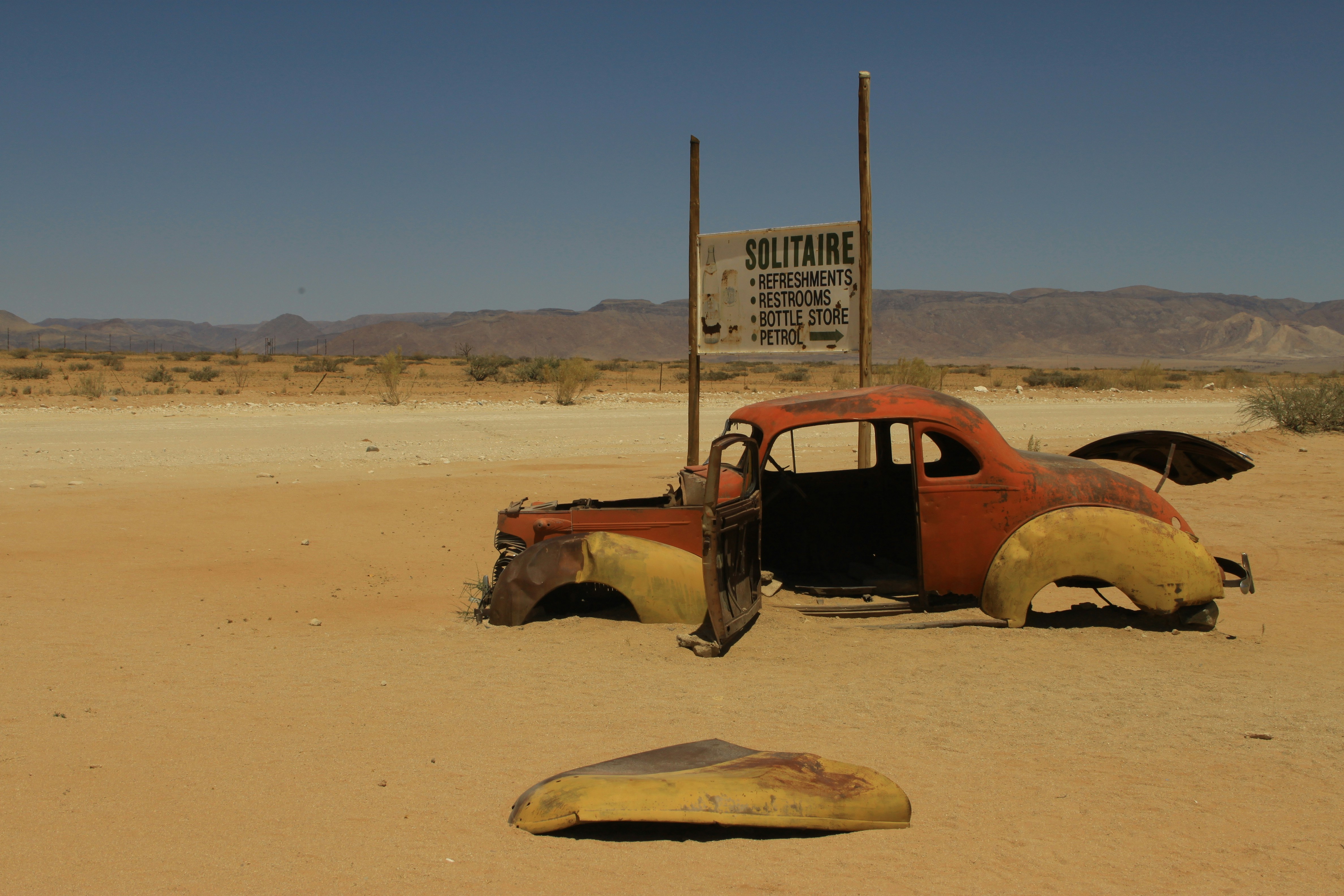 Solitaire Sands: a rusted relic stranded in the vast desert