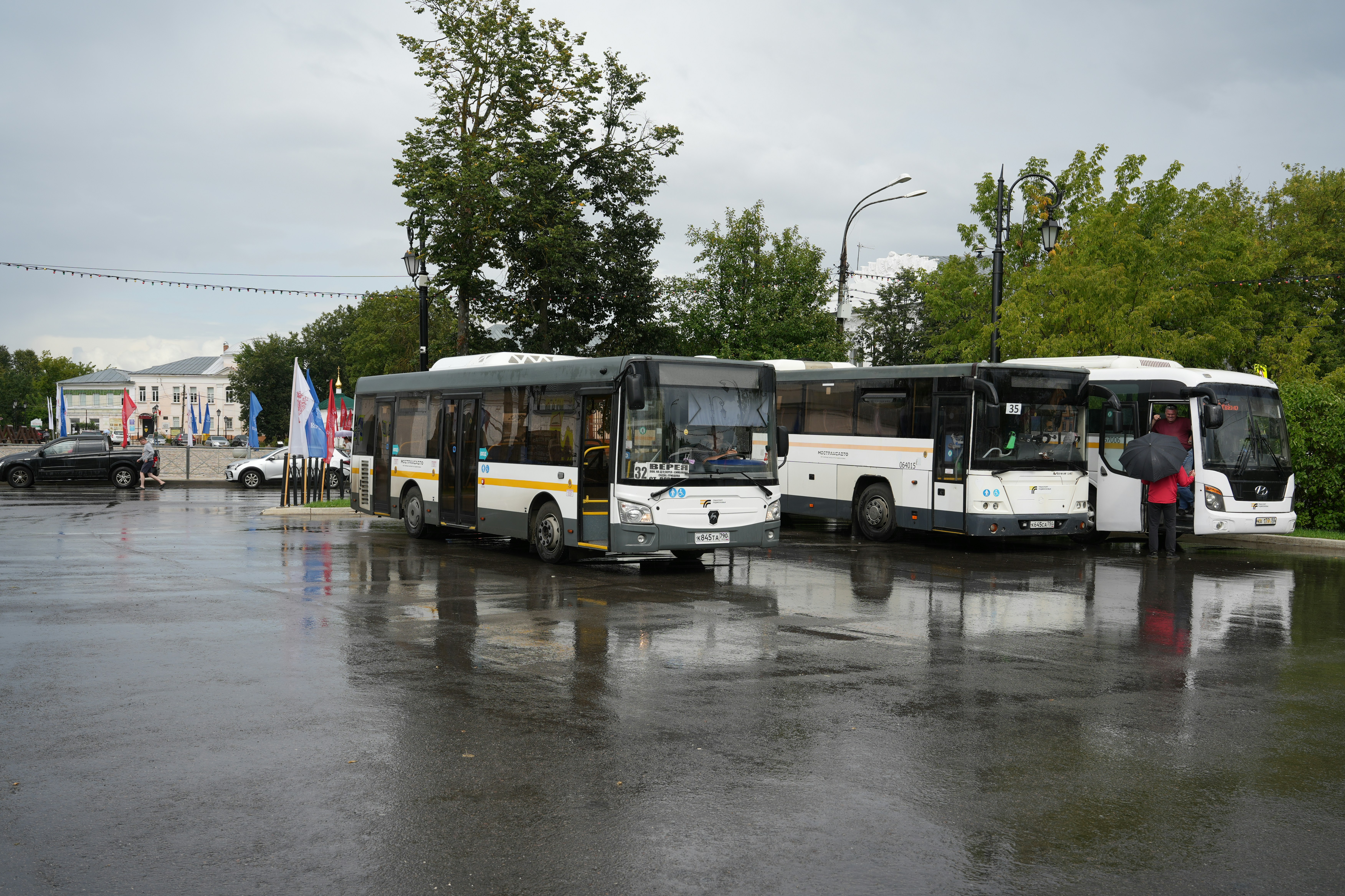 Bus station in Vereya