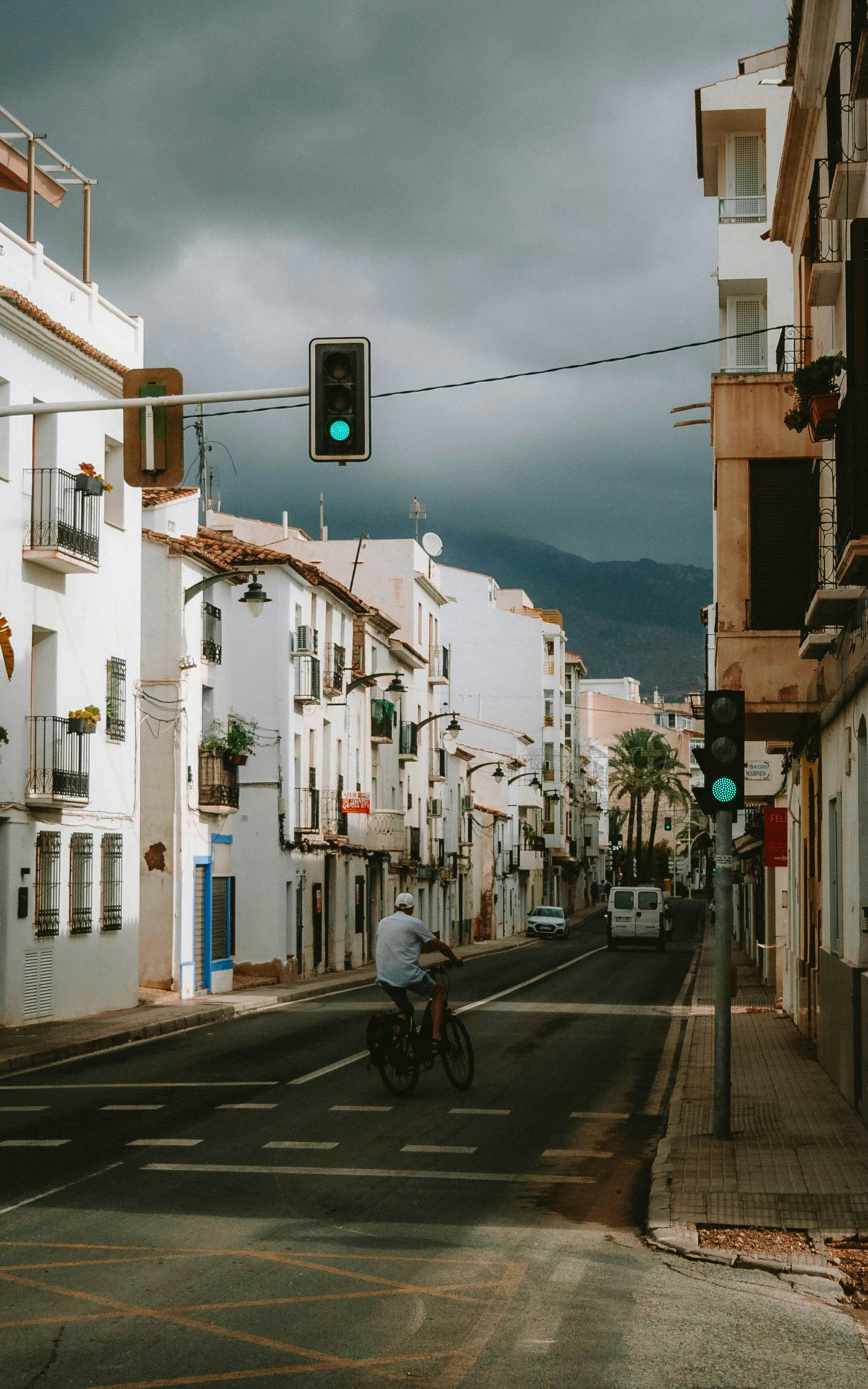 Green Light in a Quiet City Corridor