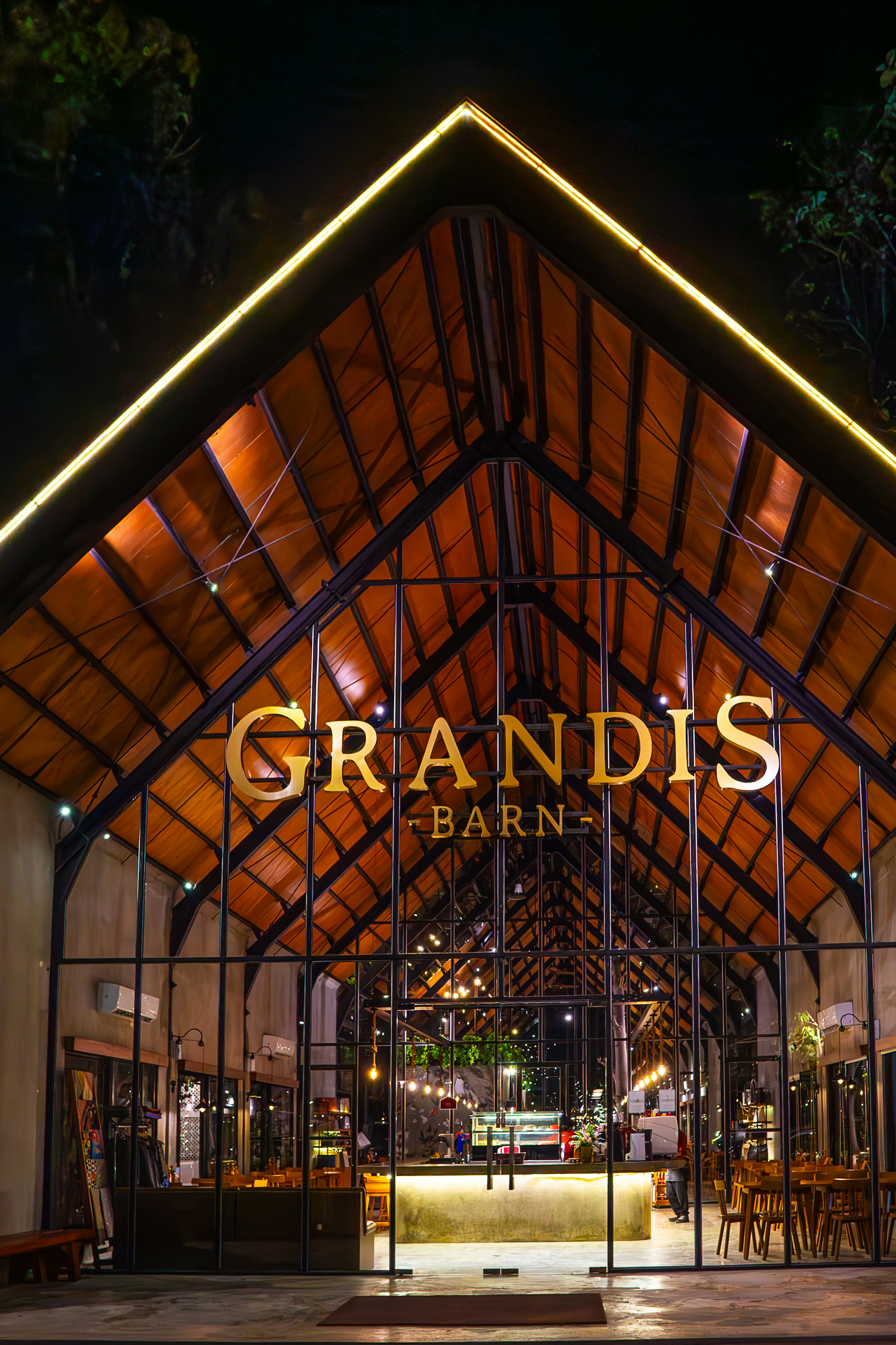 Cozy Café Grandis – On 07 February 2025, a warm and inviting café becomes the perfect escape for relaxation and quality time with loved ones. Savor the comfort, ambiance, and inspiring moments.
