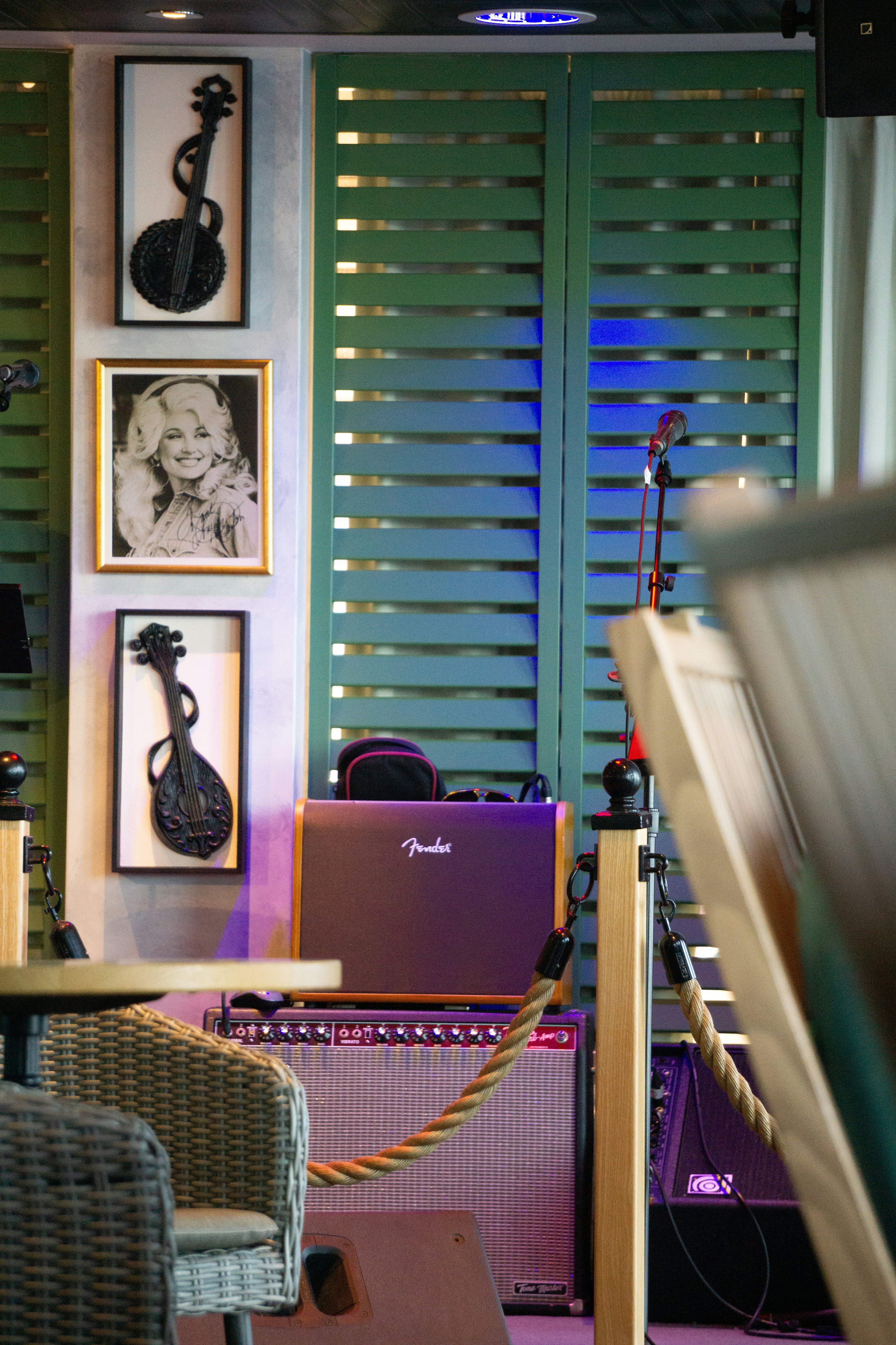 Stage Corner Portraits: Strings, Chips, and Velvet Blues