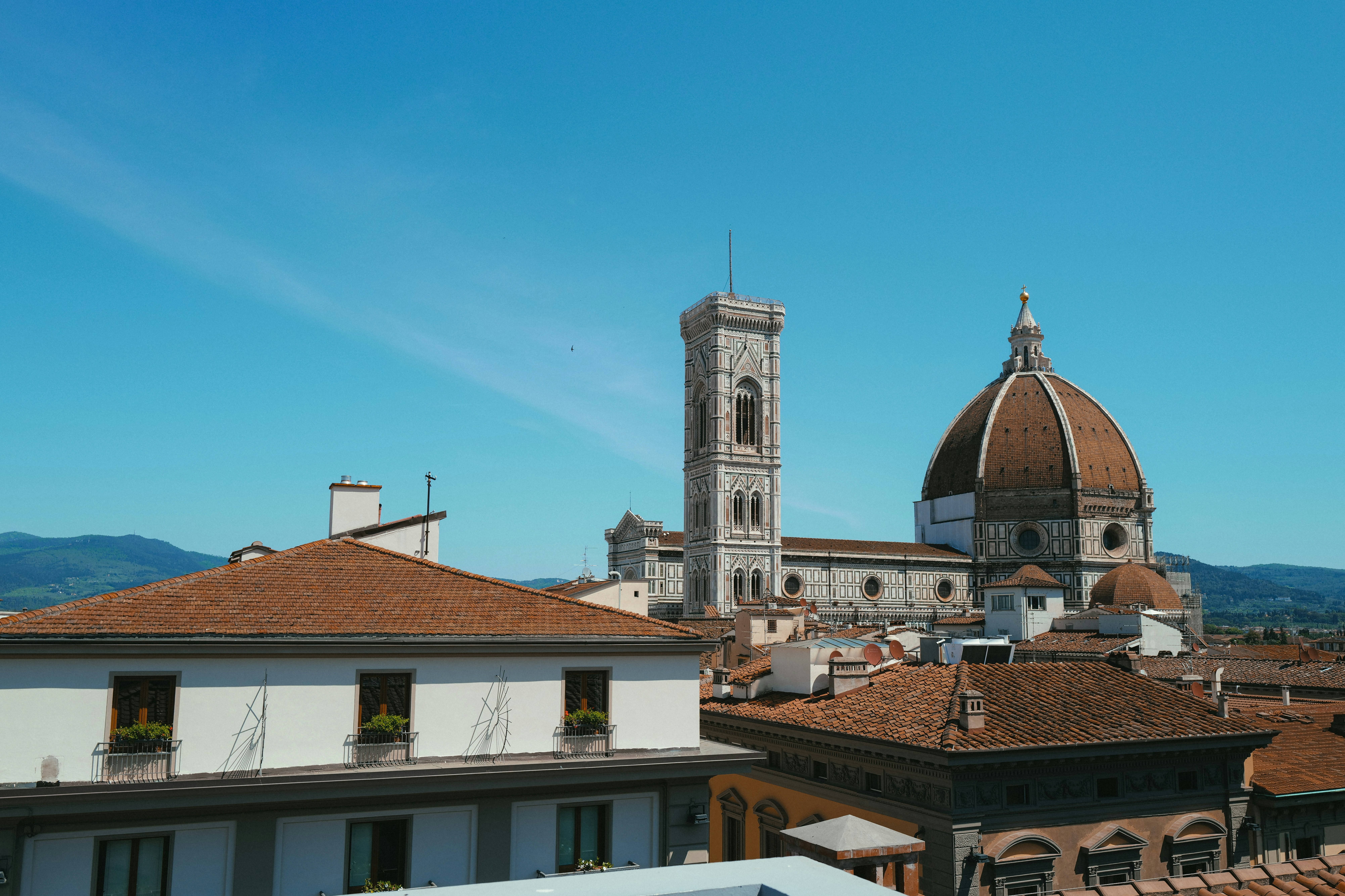 A view of a city from a roof top photo – Free House Image on Unsplash