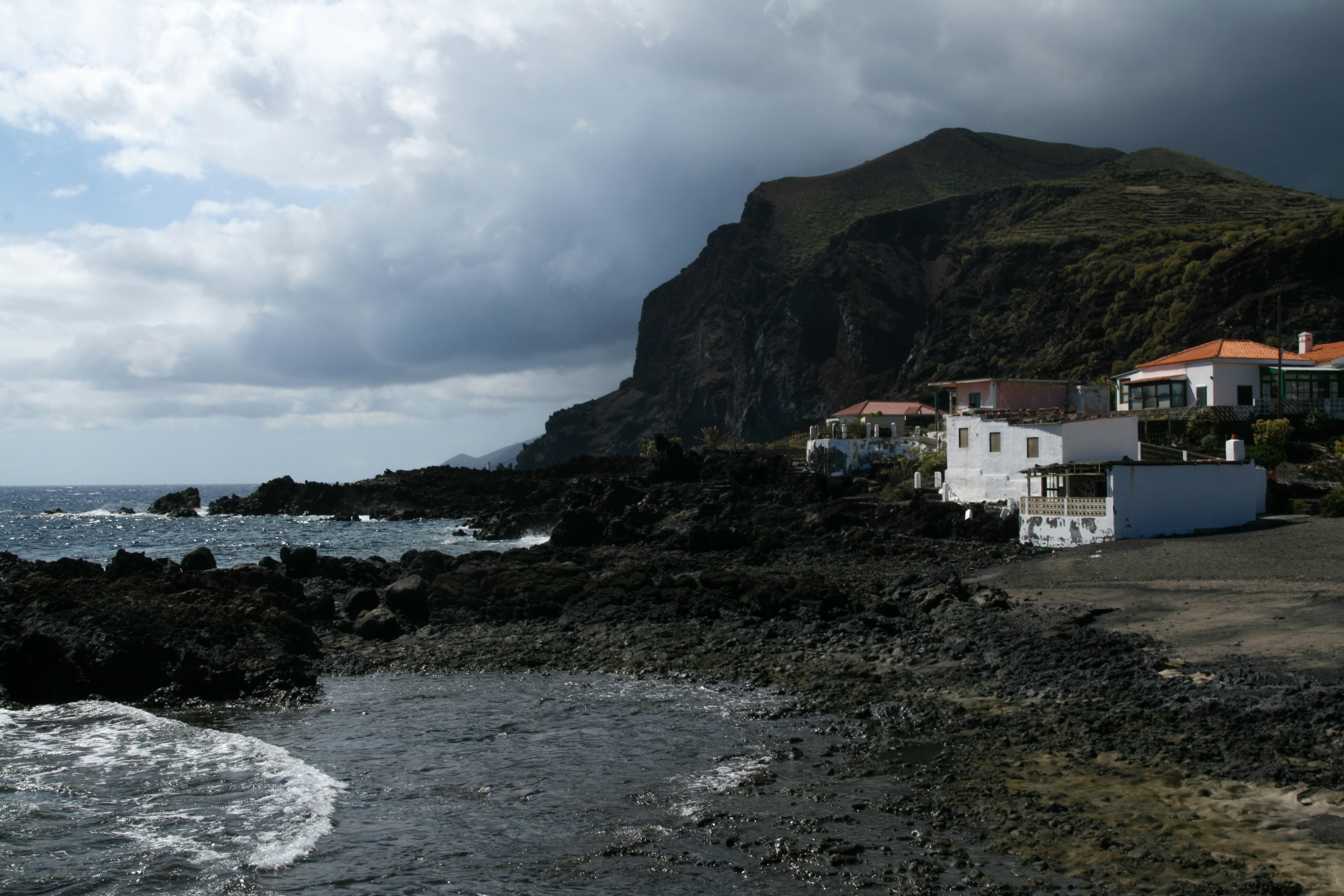 Photo by PalePink Green with Canon EOS 400D