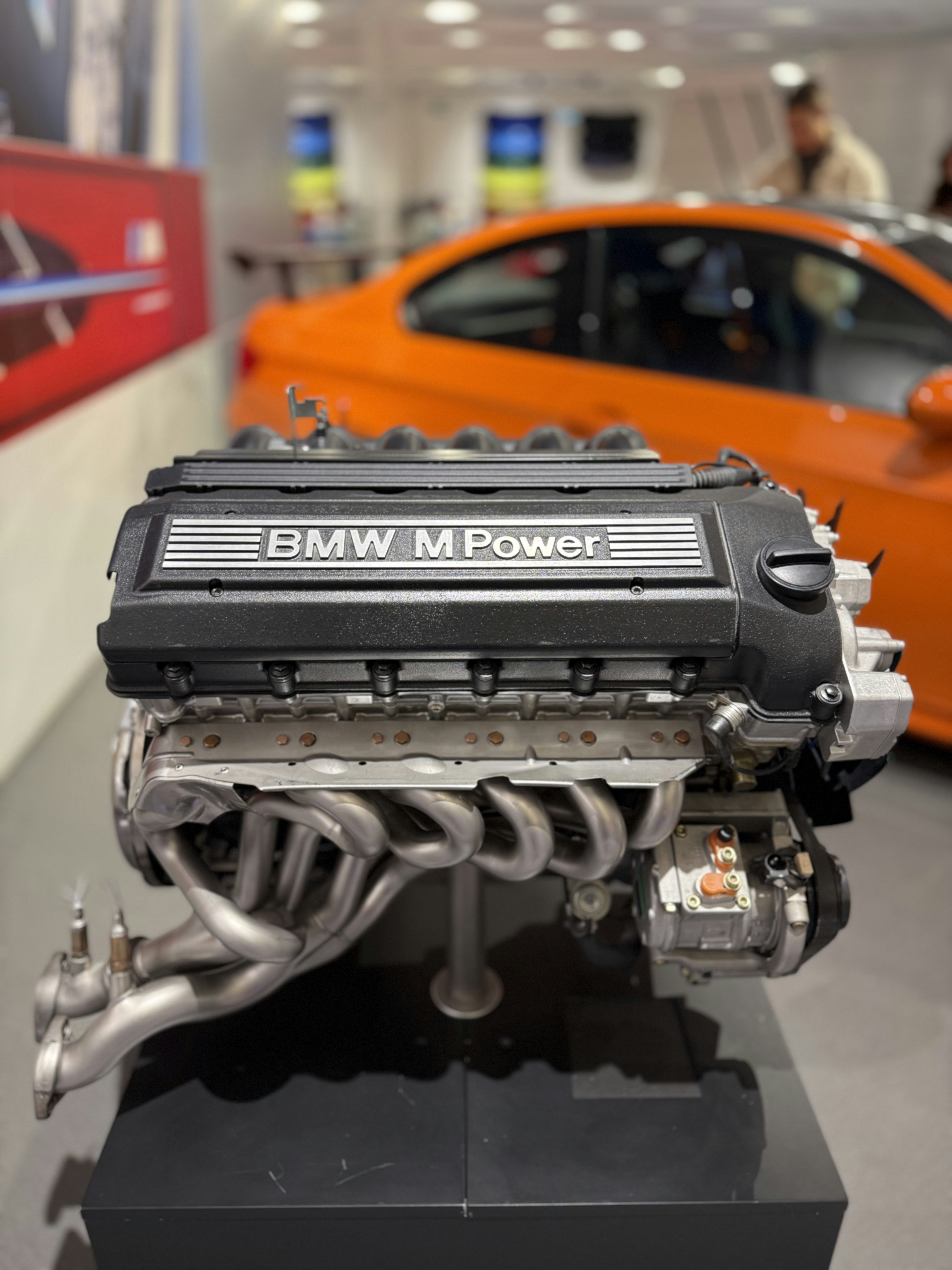 BMW M Power Inline-Six on Pedestal: Showroom Spotlight on a Mechanical Heart