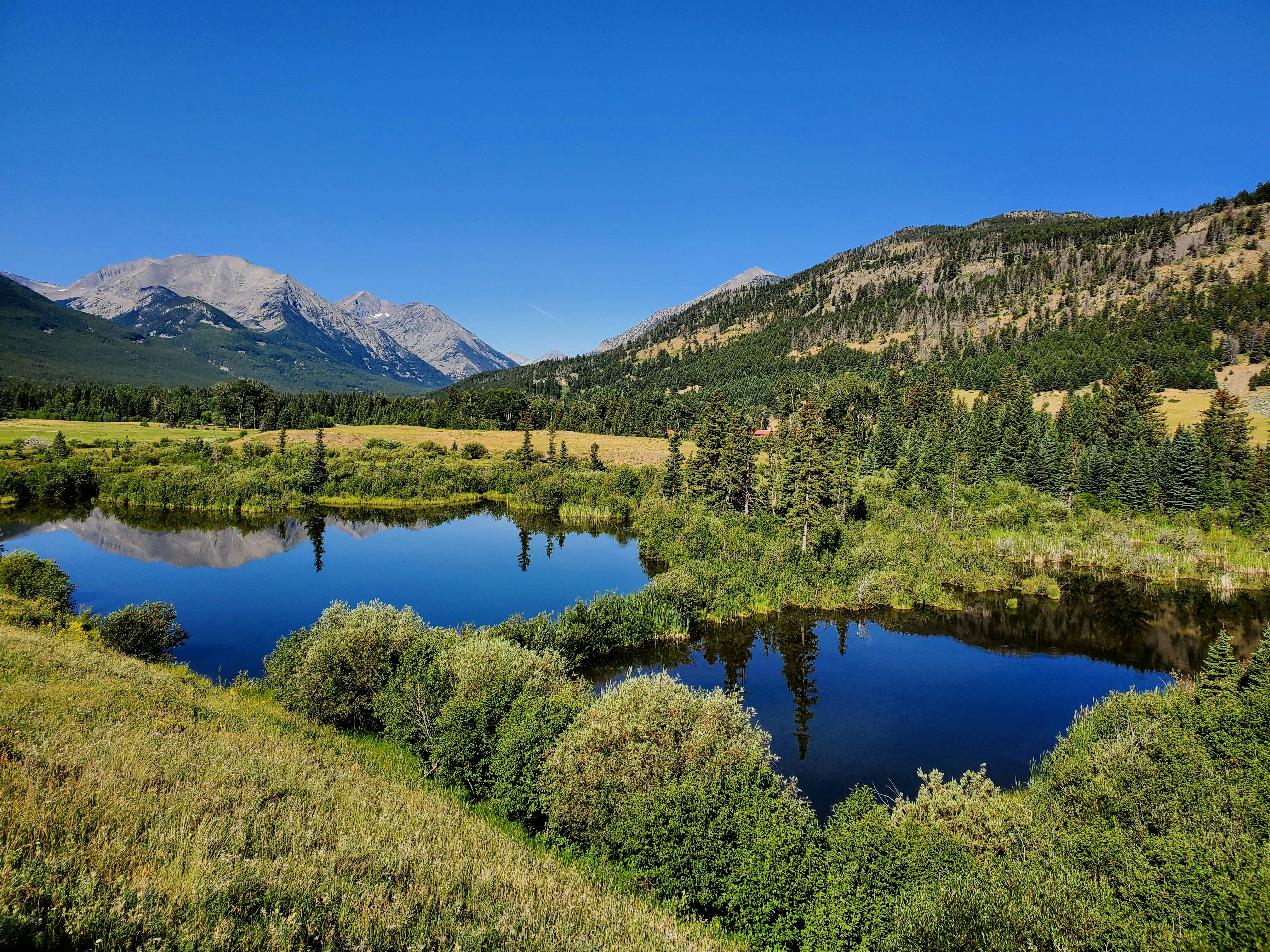 Reflections of Serenity: A Mountain Oasis