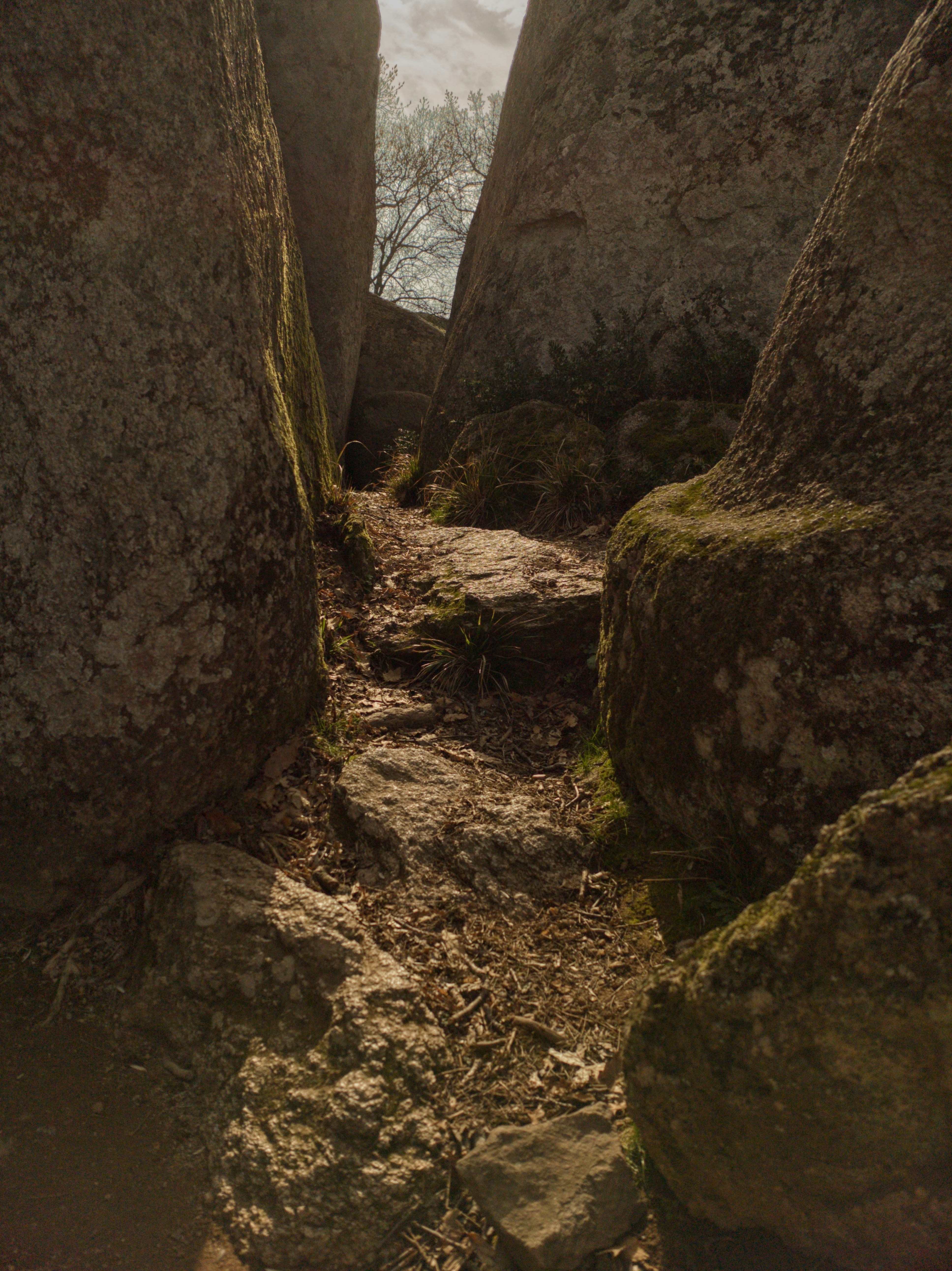A narrow path between two large rocks photo – Free Nature Image on Unsplash