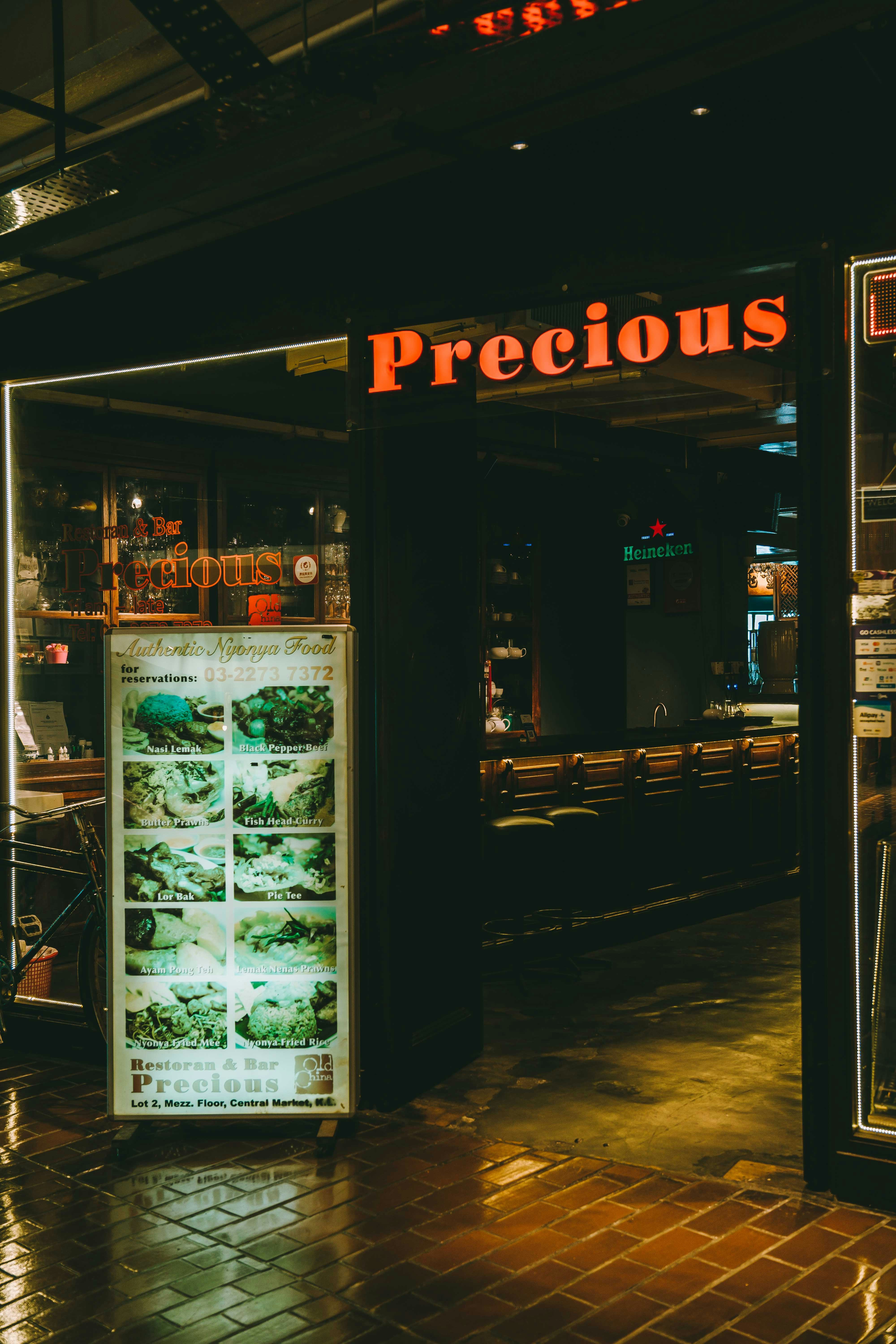 Photo by Khanh Nguyen with Sony Alpha 6400