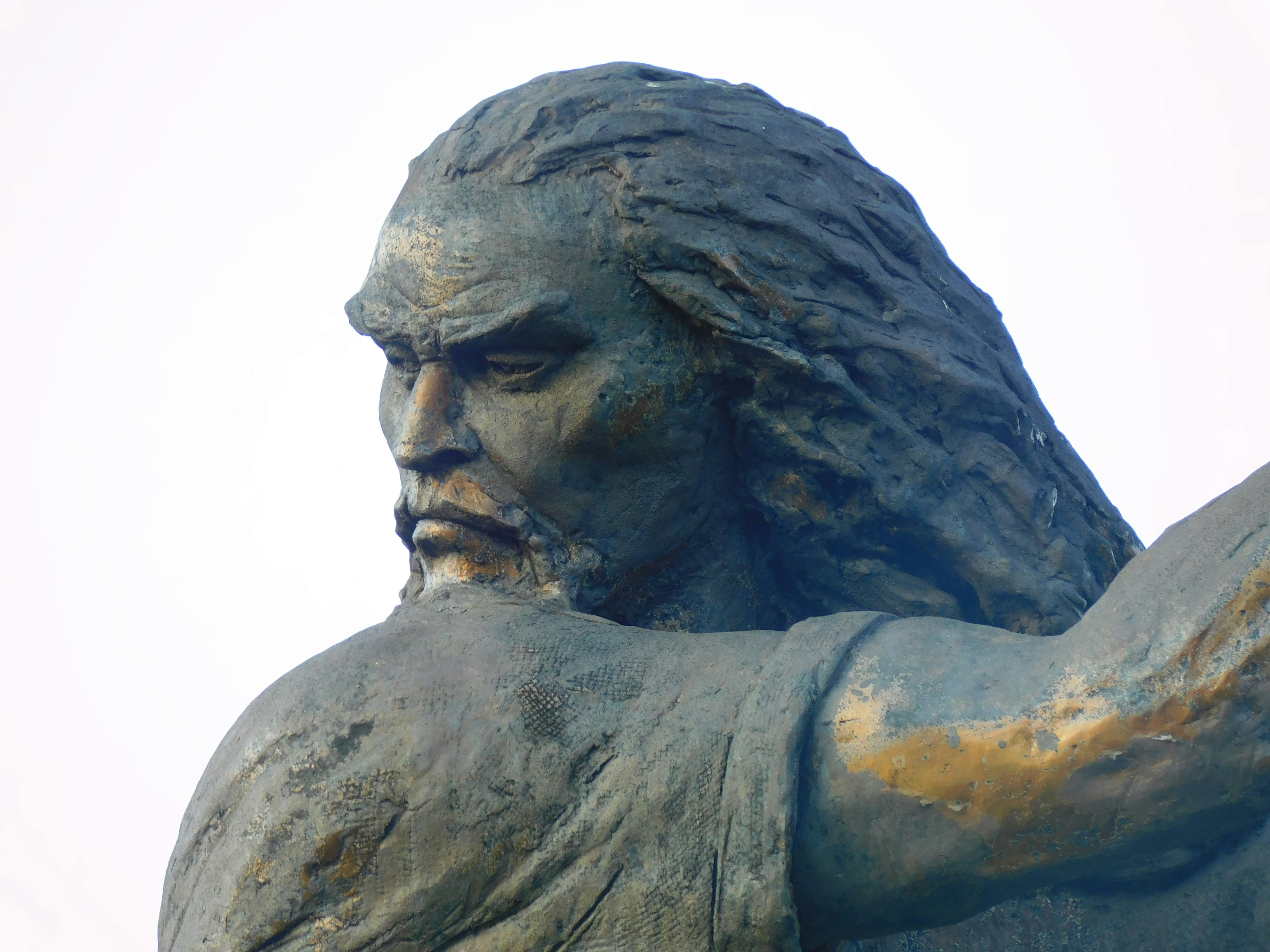 Gaze of Bronze Resolve