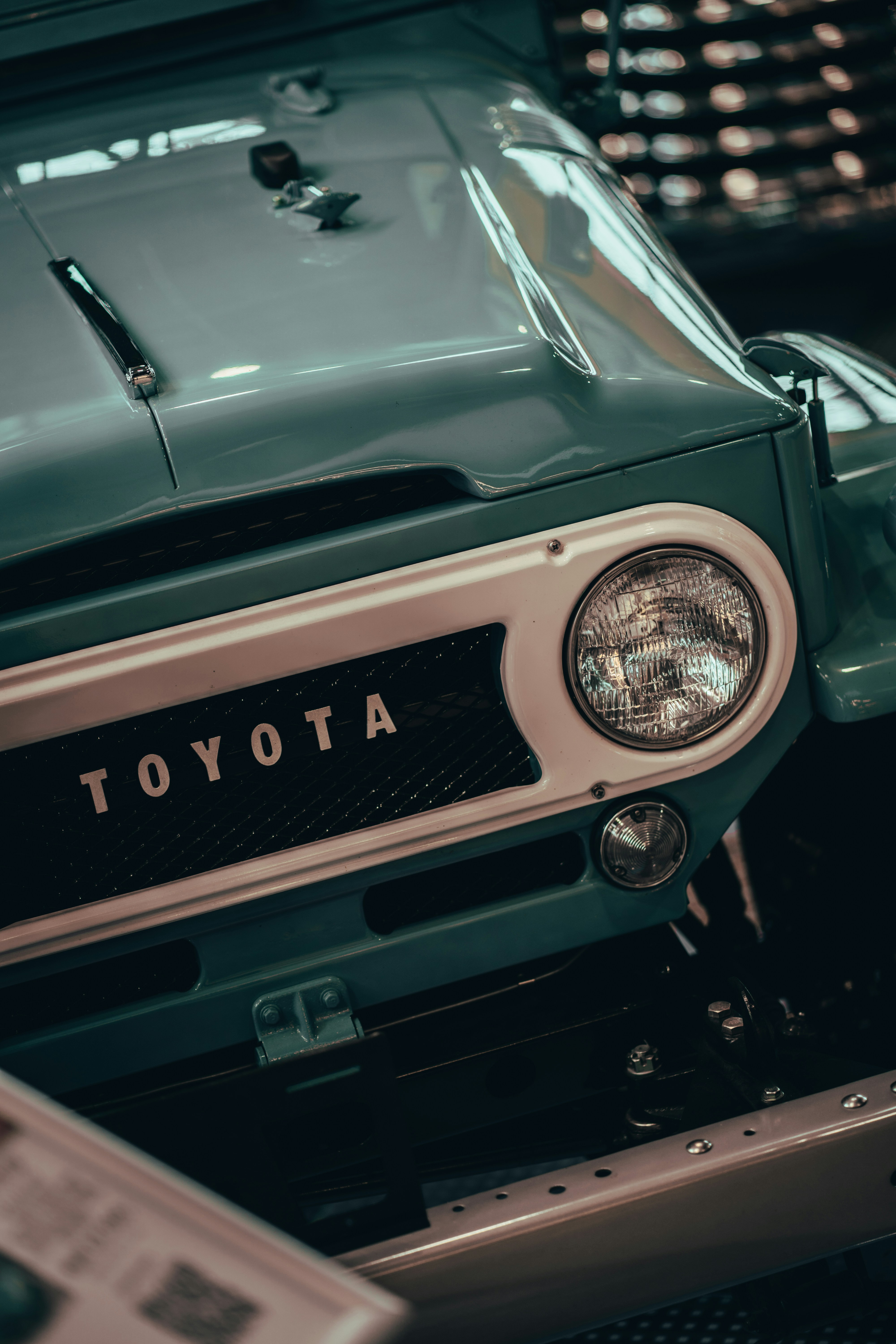 Green Classic Courage: Toyota’s Vintage Front Grille and Round Headlight
