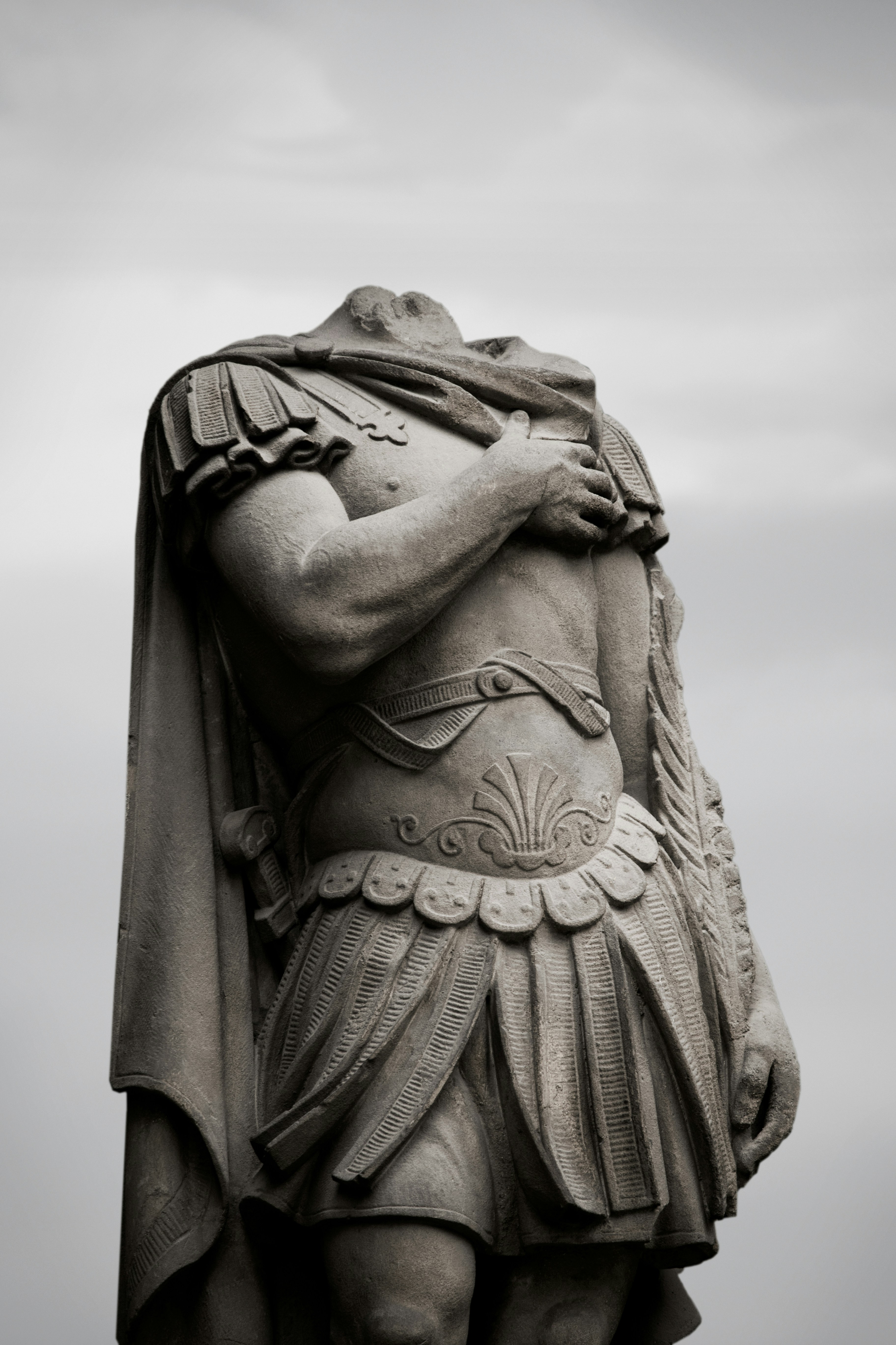 Headless roman statue in black and white. photo – Free Paris Image on ...