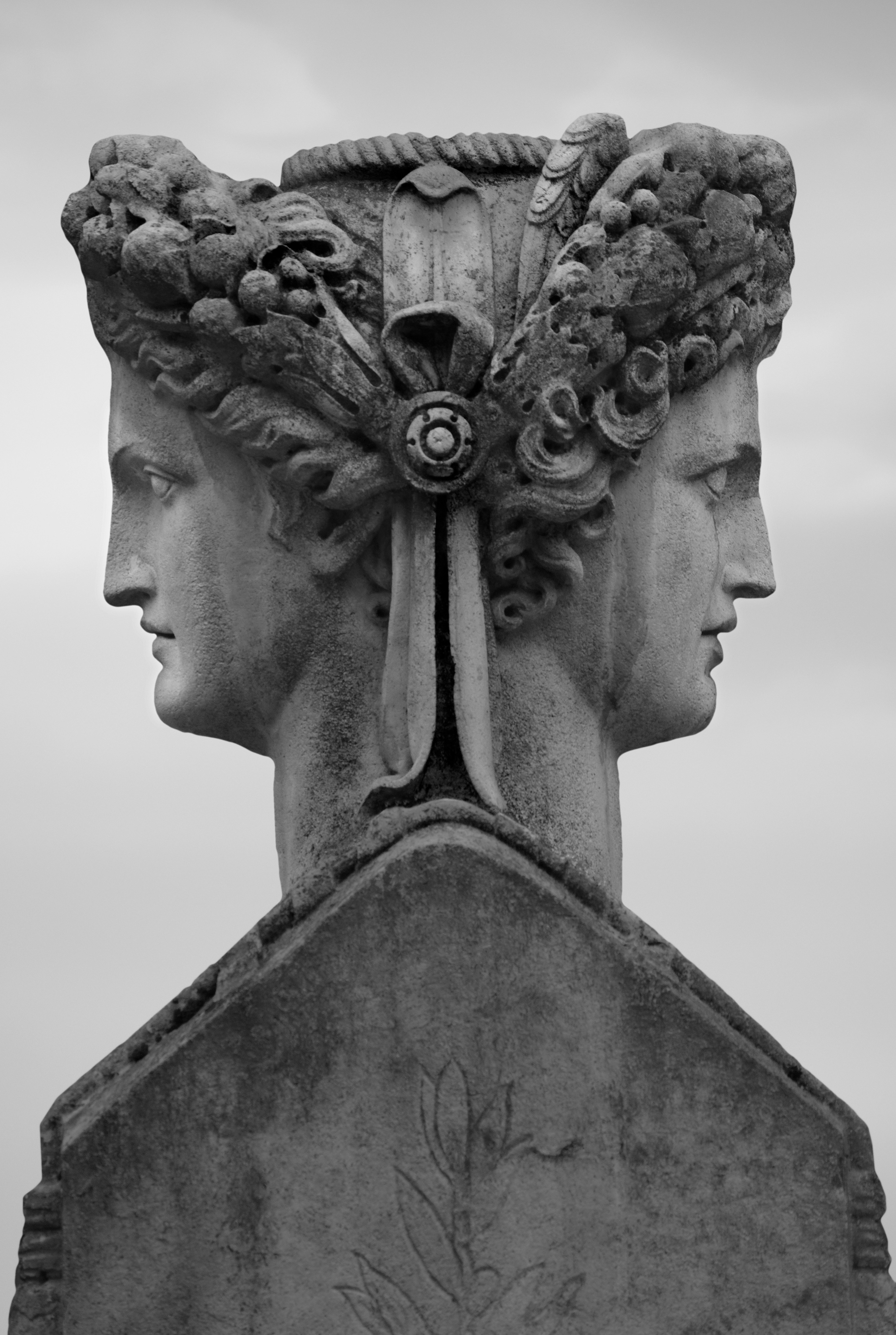 Two-faced statue, facing opposite directions. photo – Free Art Image on ...