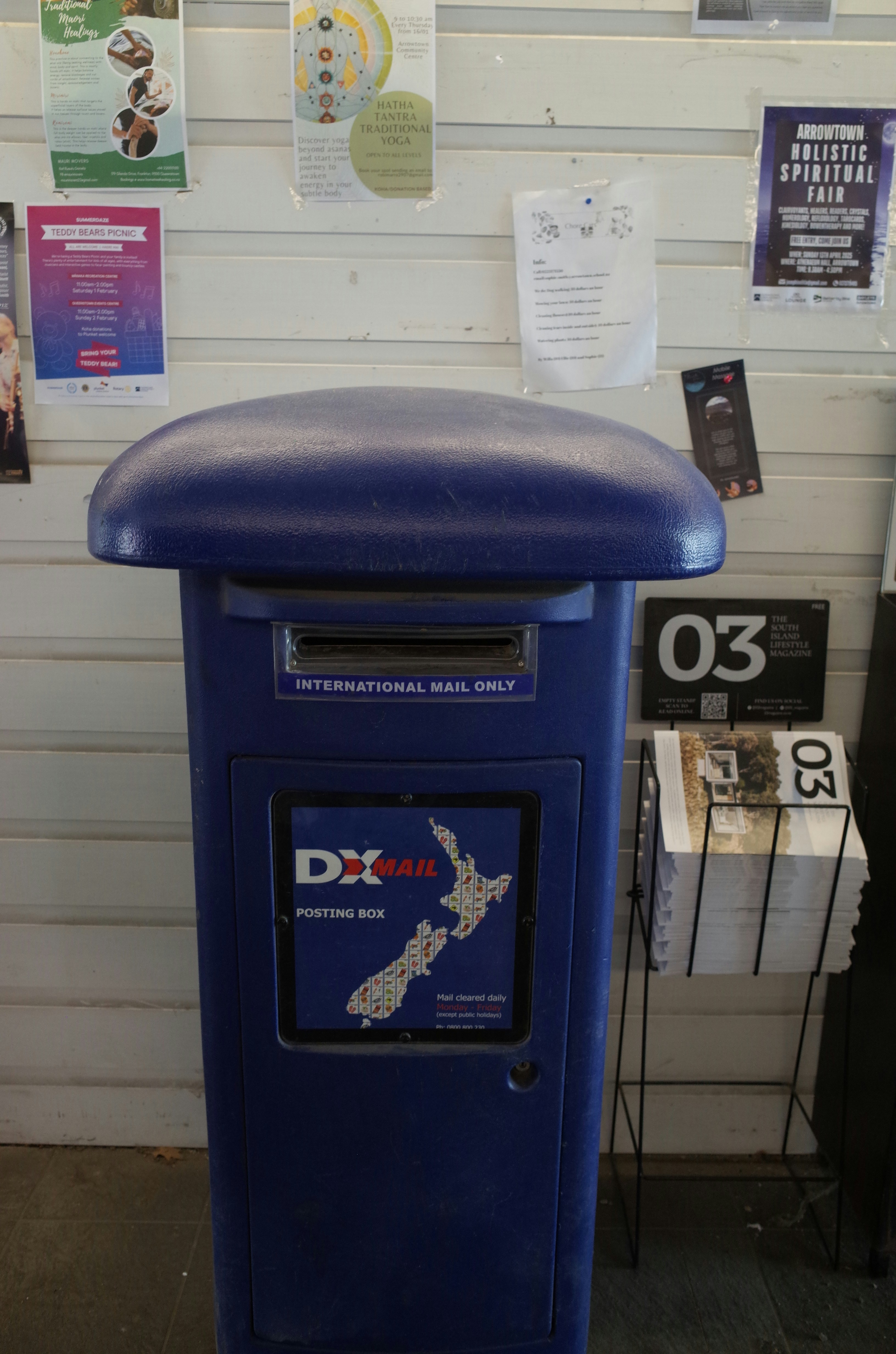 Blue mailbox labeled for international mail only. photo – Free Mailbox ...