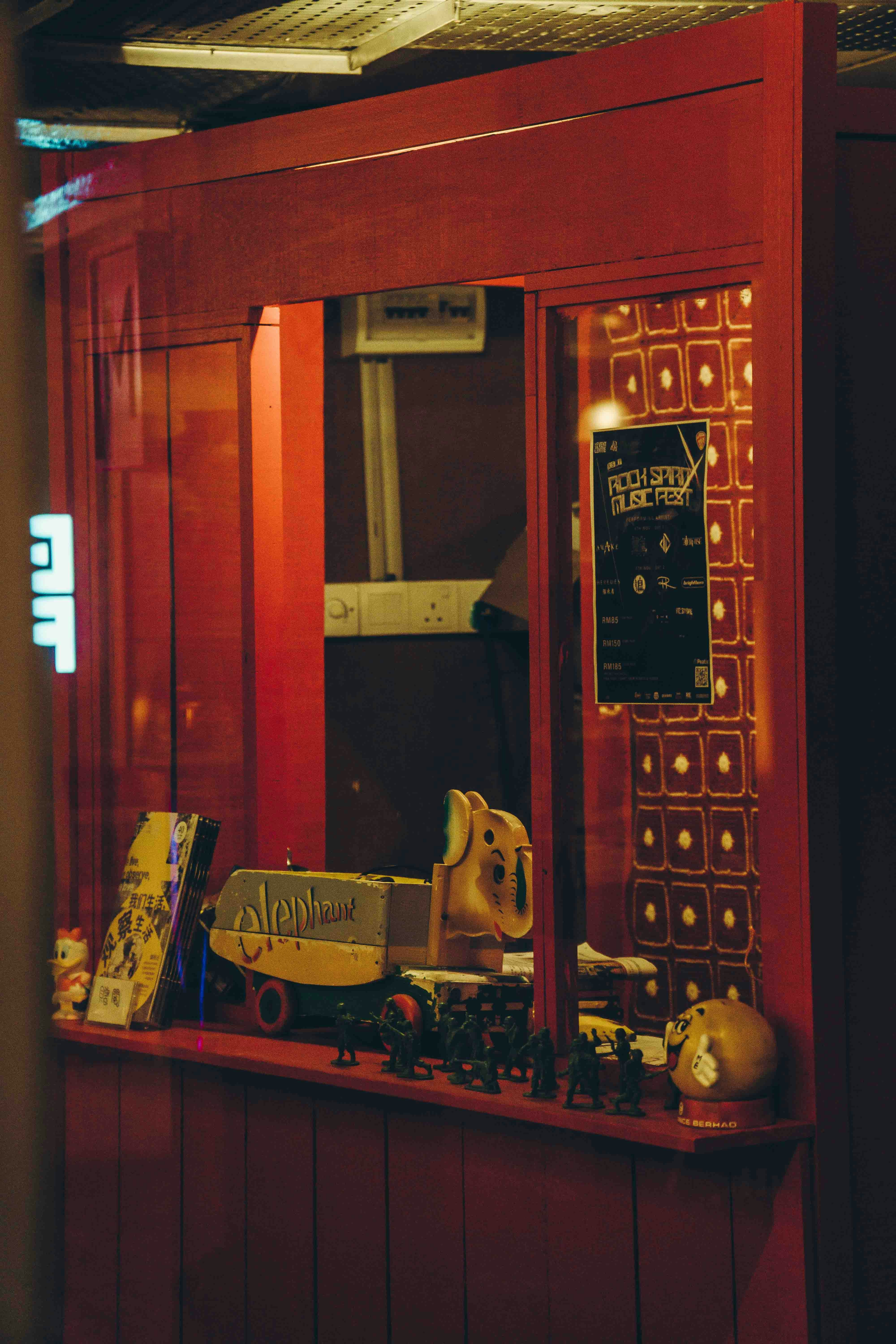 Nostalgic Corner: A Tribute to Playful Collectibles