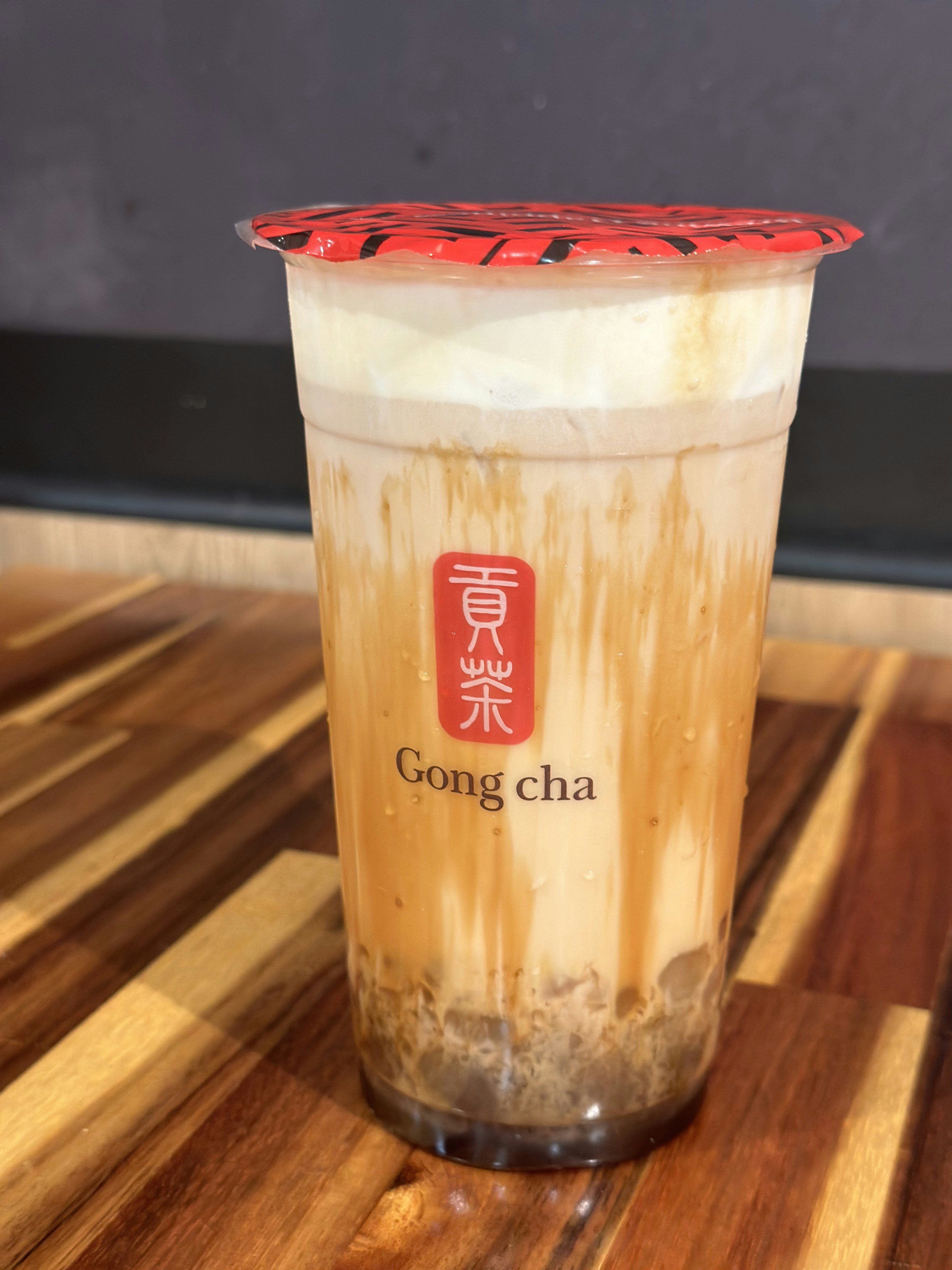 A gong cha brown sugar milk tea. photo – Free Usa Image on Unsplash