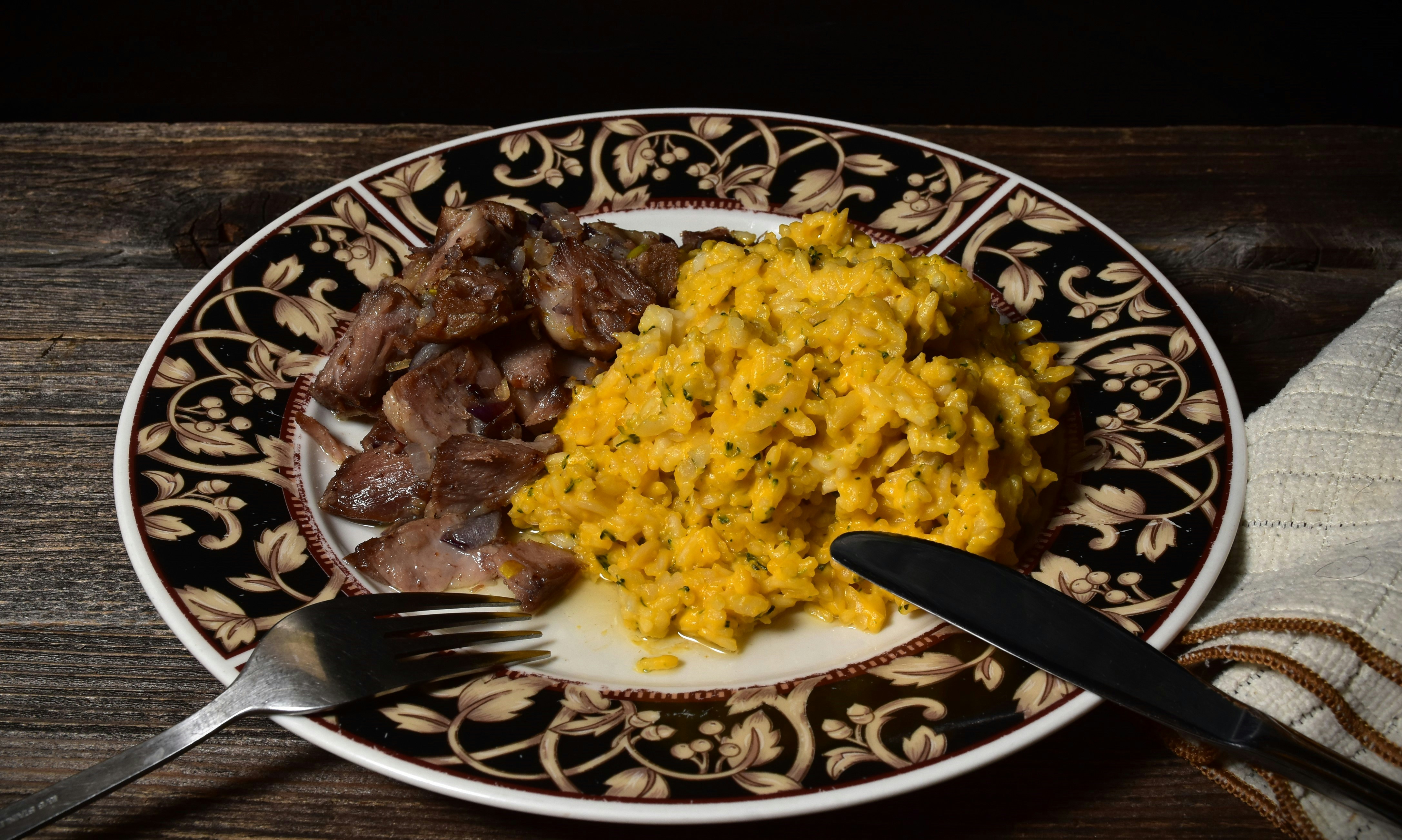 Golden Scramble and Seared Beef on a Baroque Plate