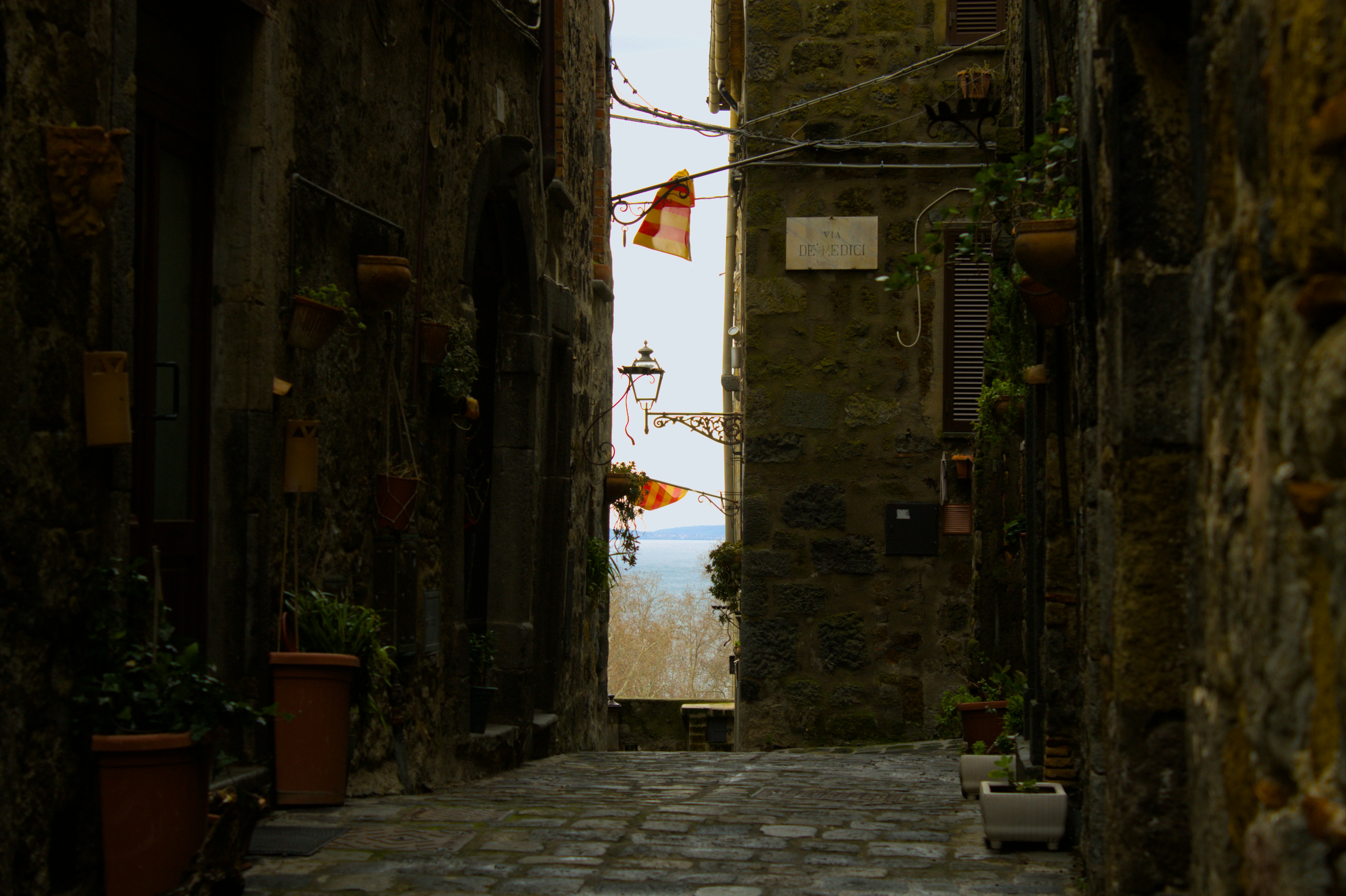 Alleyway to the Horizon