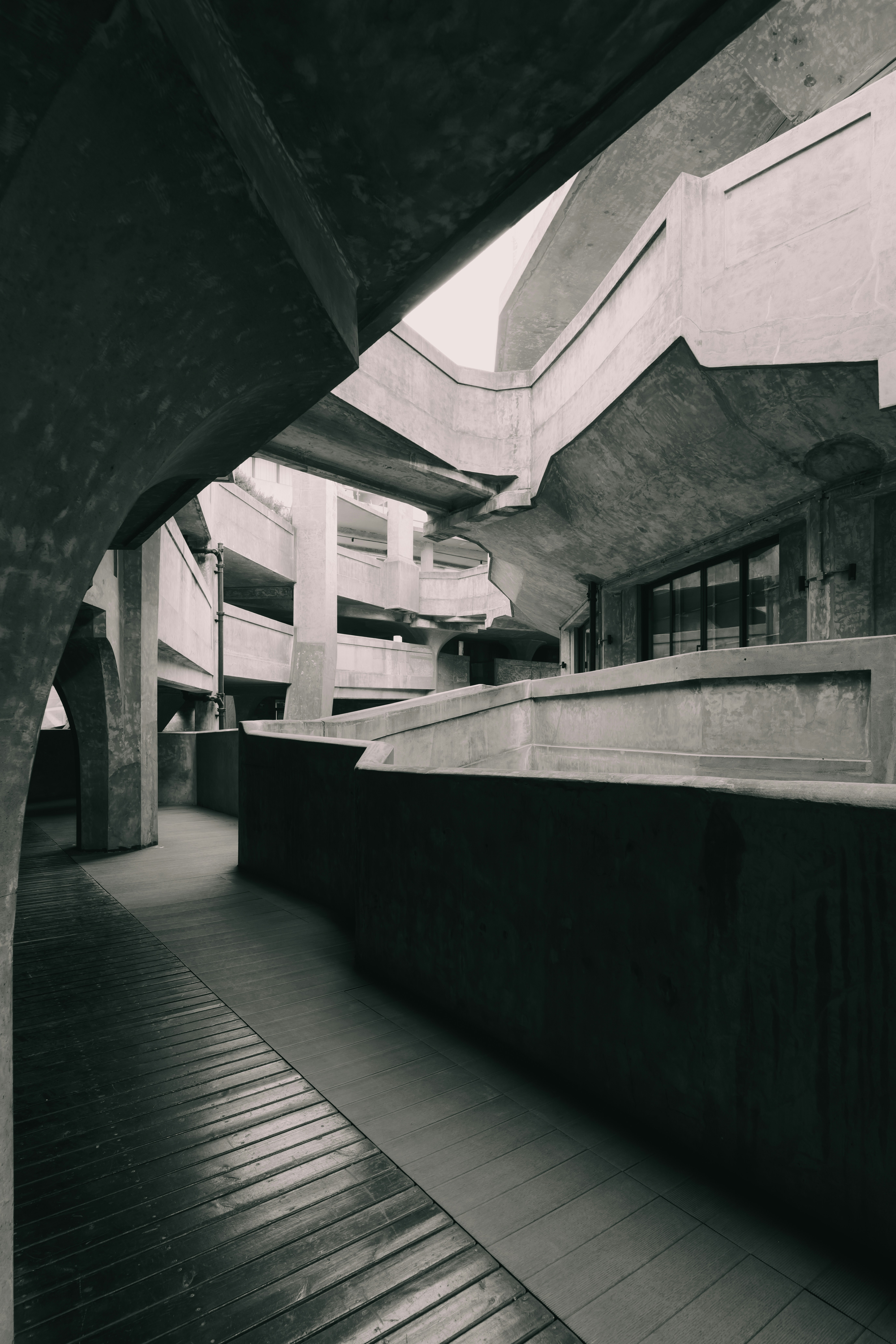 Concrete architecture, inside a brutalist structure. photo – Free ...