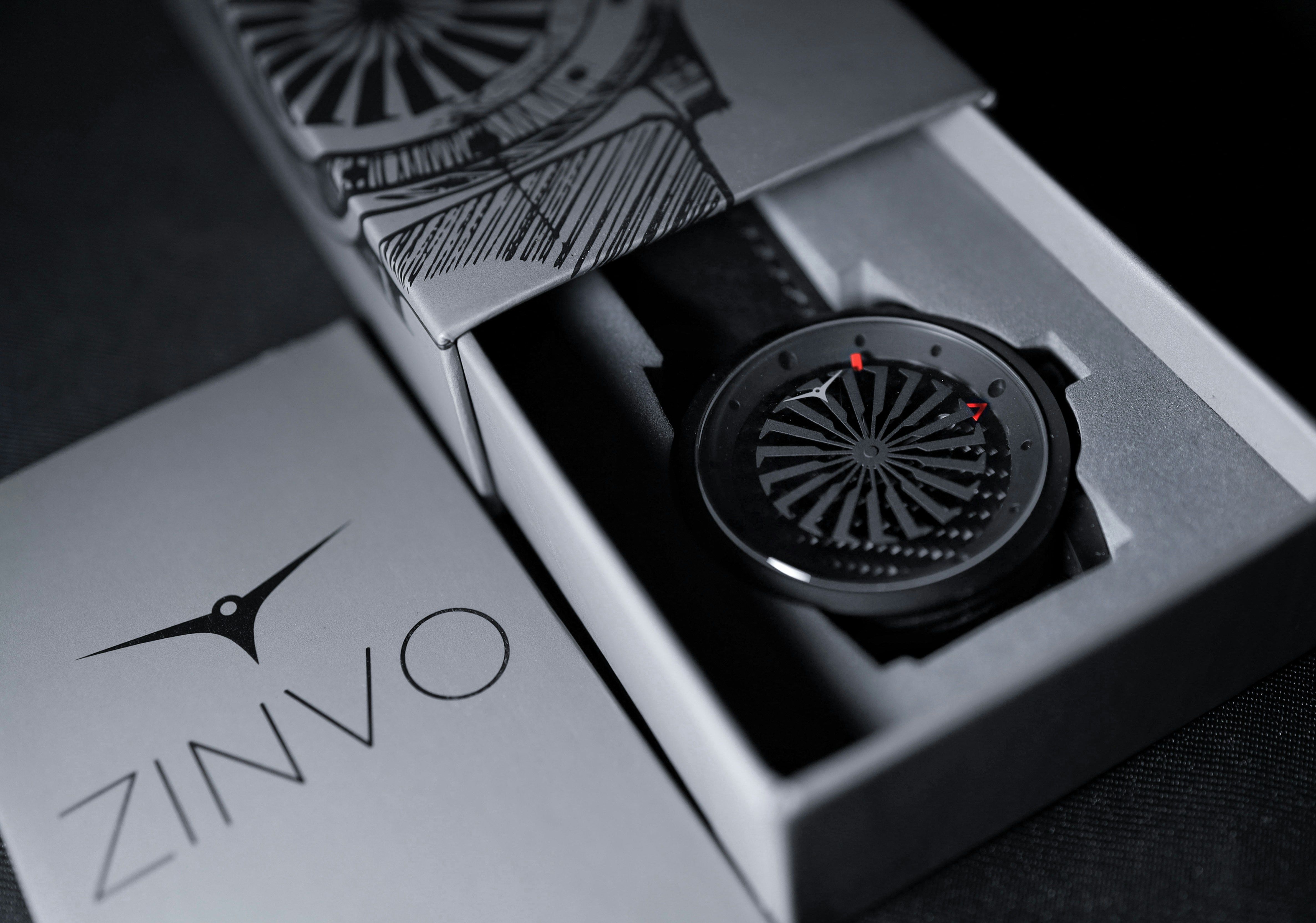 Turbine Dial in Velvet Box: A ZINVO Moment of Quiet Precision