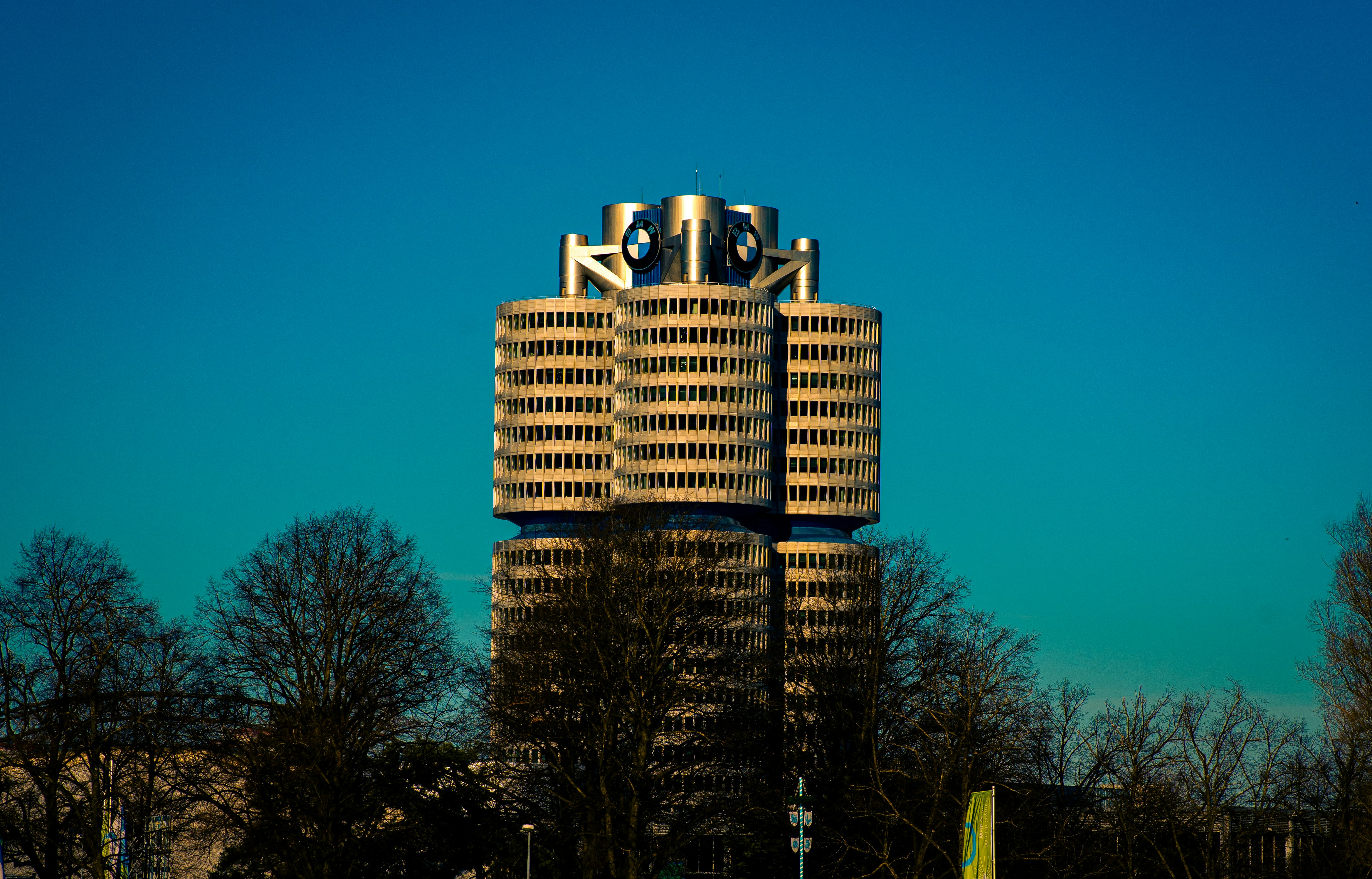 Photo by Jahanzeb Ahsan with Sony Alpha 7 IV