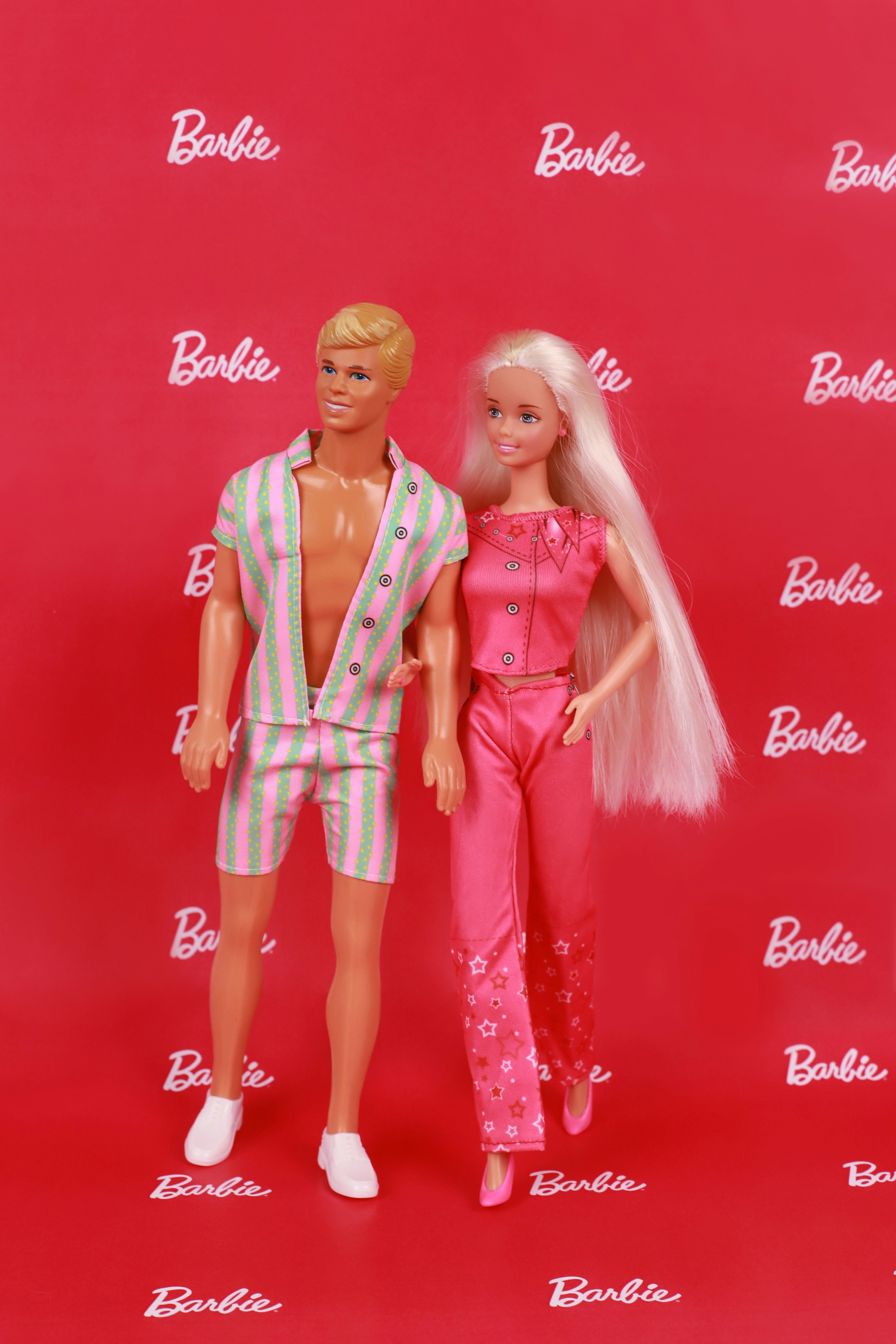 Barbie Variety Front Page Pictures | Download Free Images on Unsplash