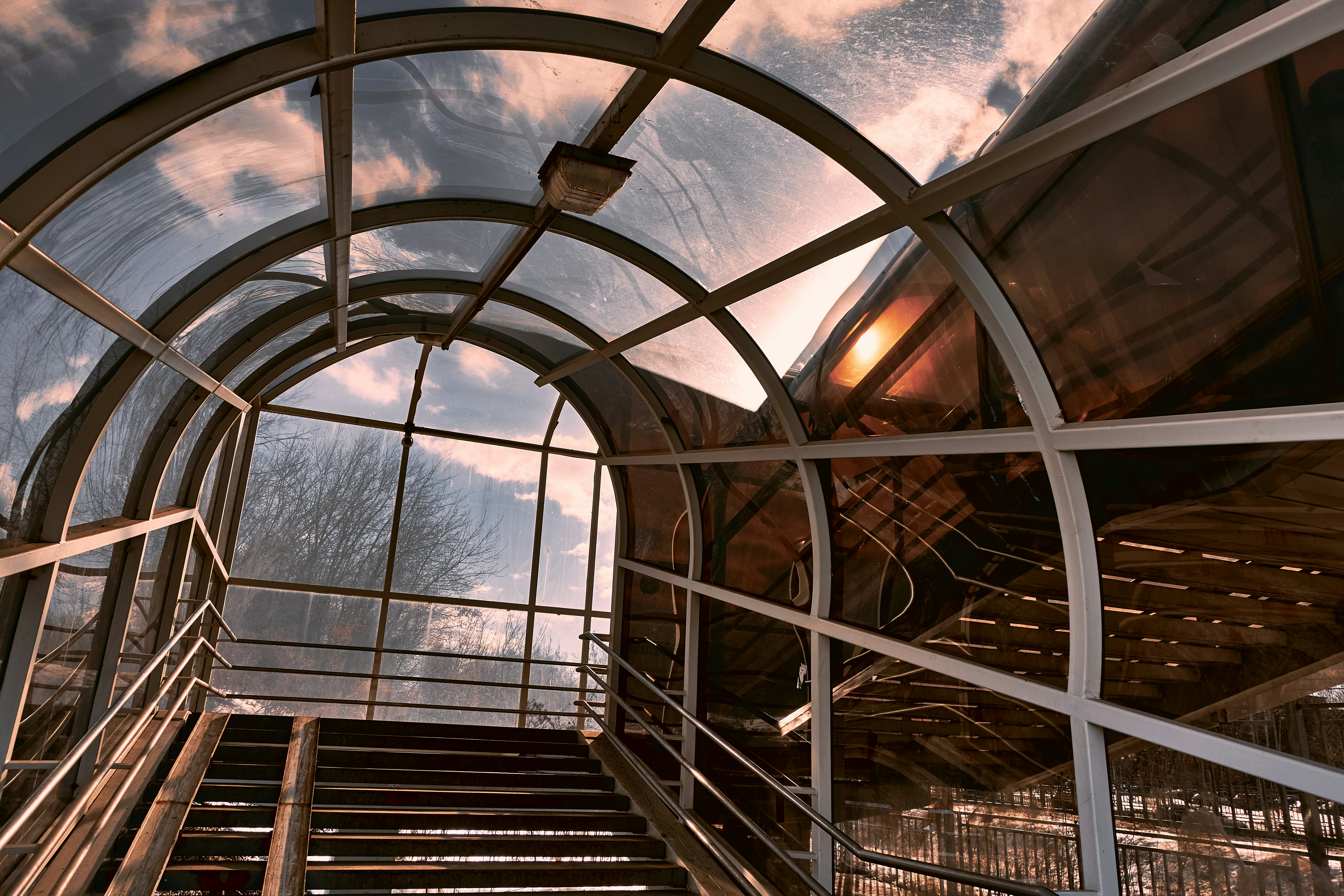 Tunnel of Reflections